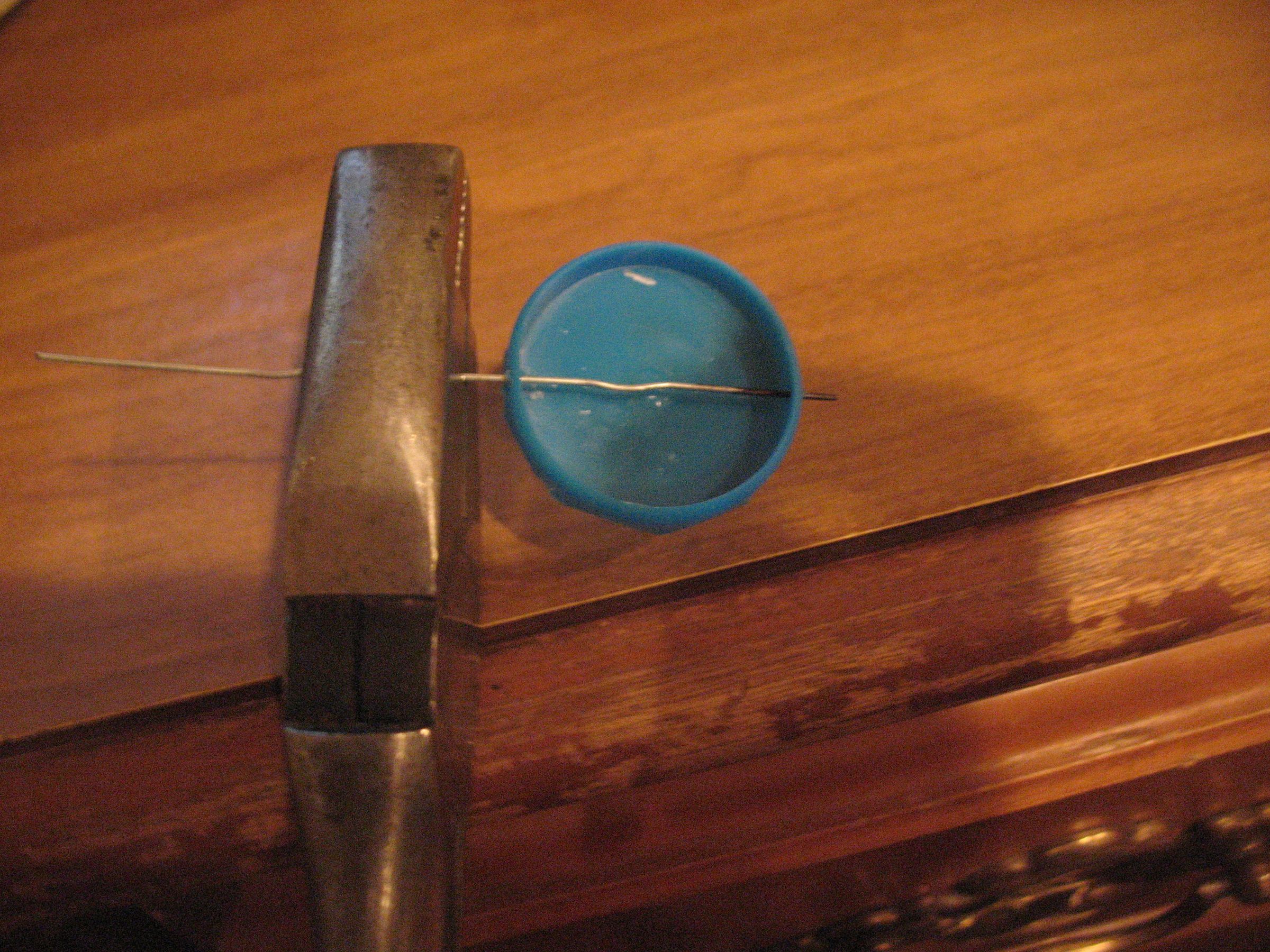 Simple Homemade Compass. : 5 Steps - Instructables