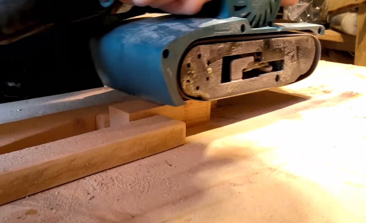 Pop Up Bench Dogs : 6 Steps (with Pictures) - Instructables