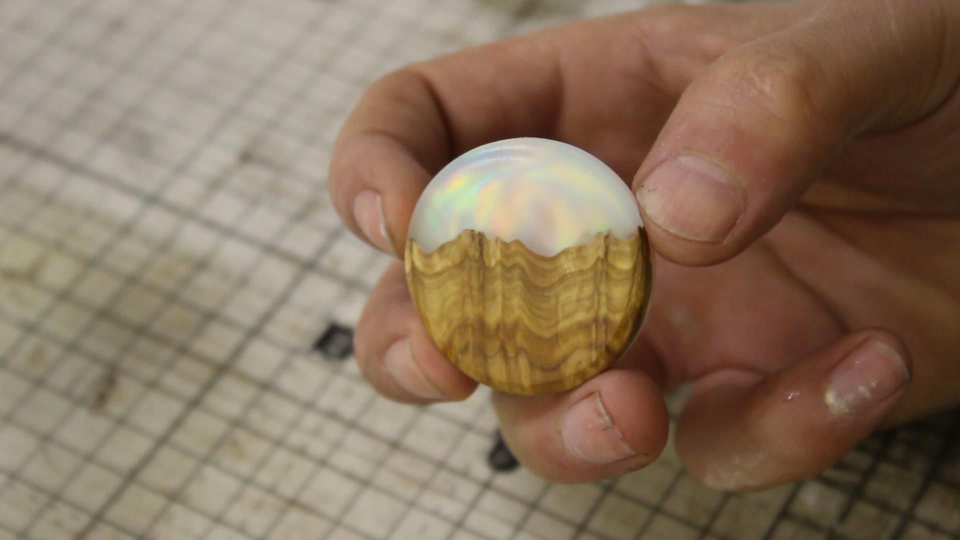 Opal, Wood and Epoxy Resin Aurora Pendant : 9 Steps (with Pictures ...