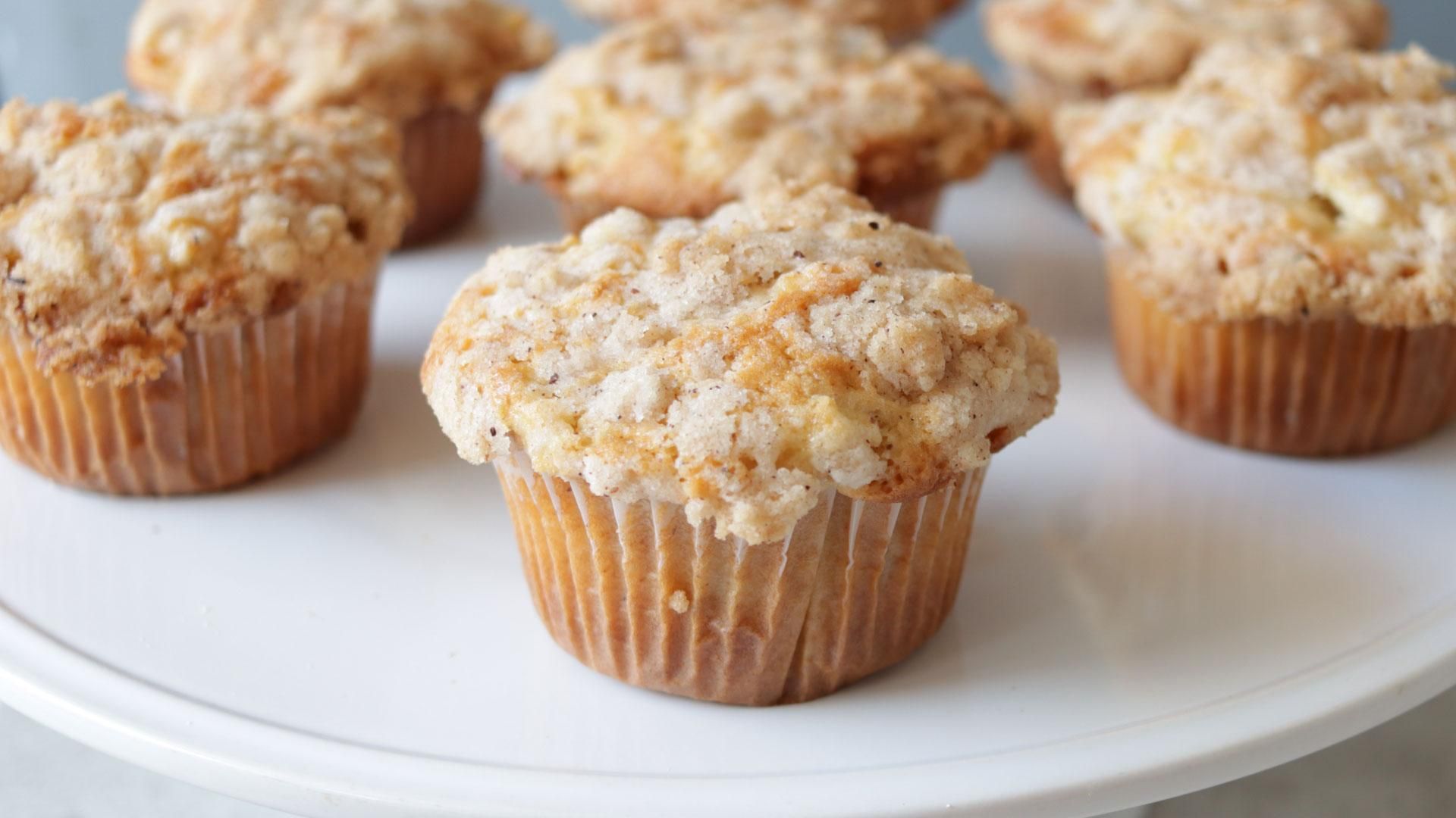 Amazing Apple Muffins : 6 Steps (with Pictures) - Instructables