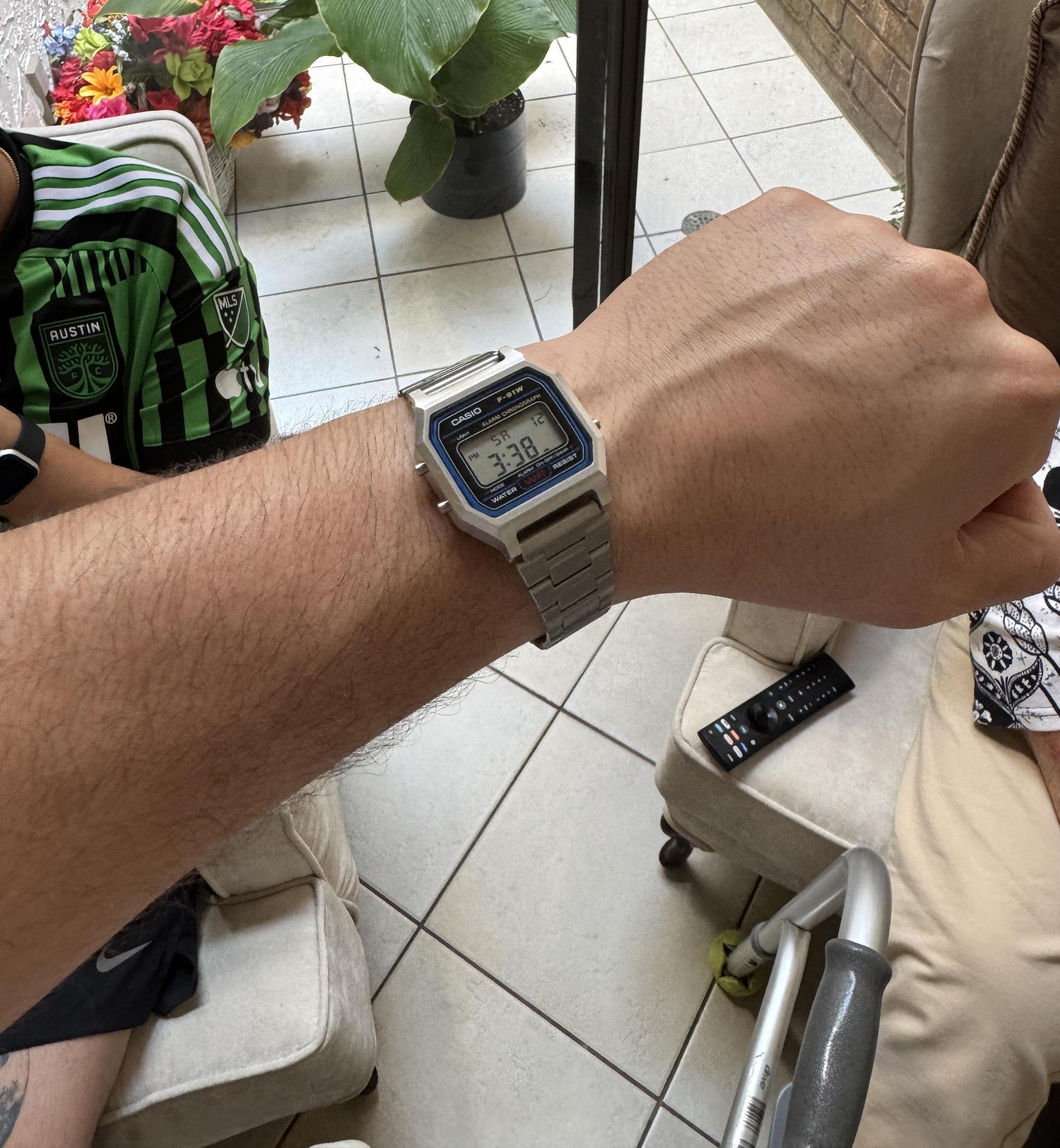 Casio F-91W Aluminum Case MOD : 6 Steps - Instructables