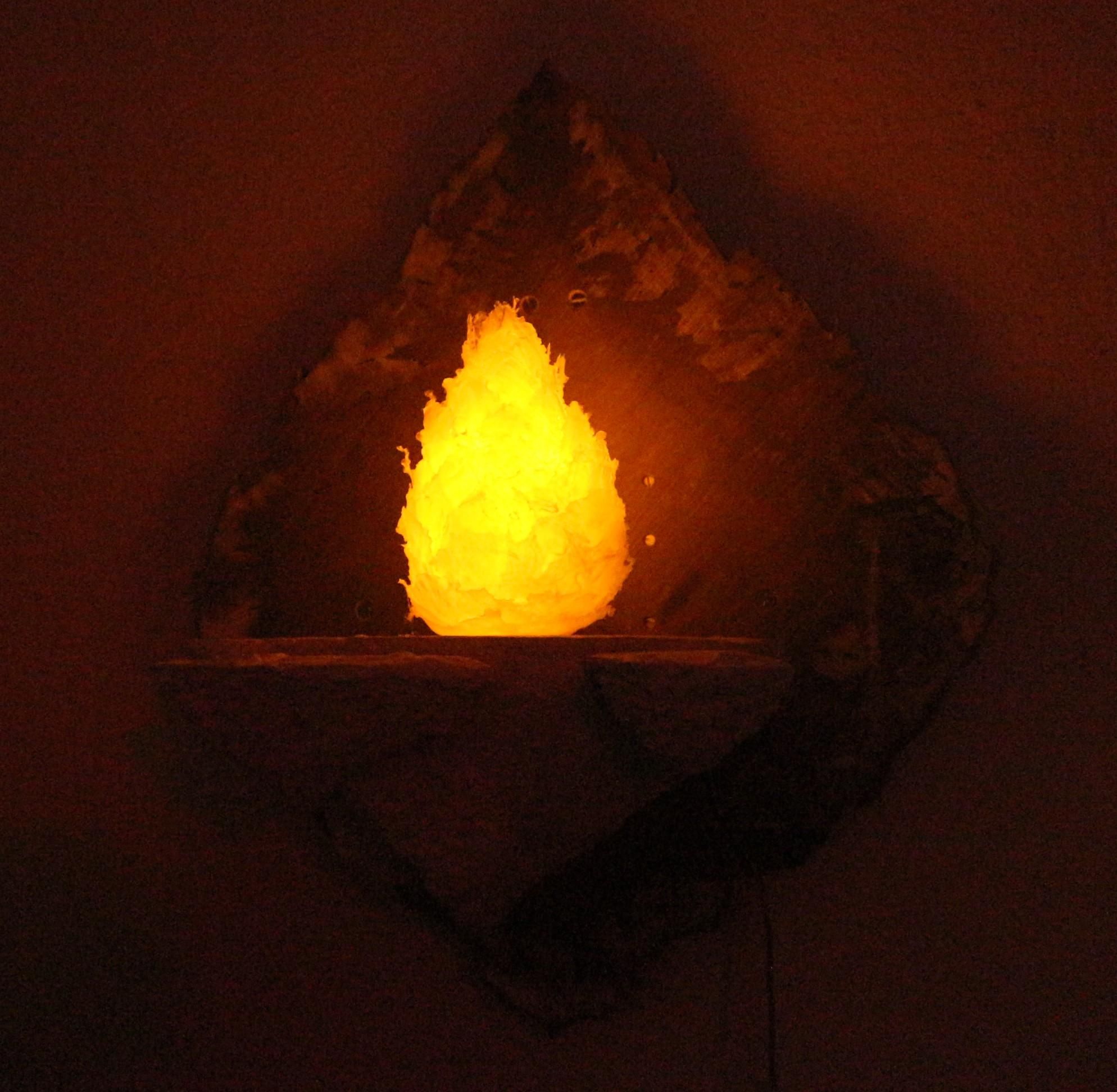 DIY Blue Fireball Using Hot Glue : 11 Steps (with Pictures) - Instructables