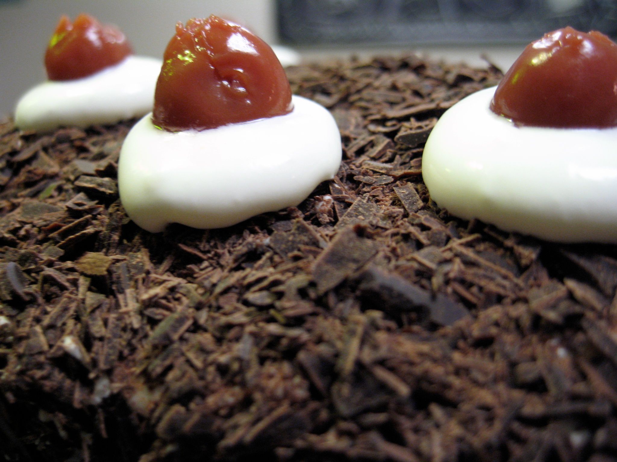 Portal Cake : 10 Steps (with Pictures) - Instructables