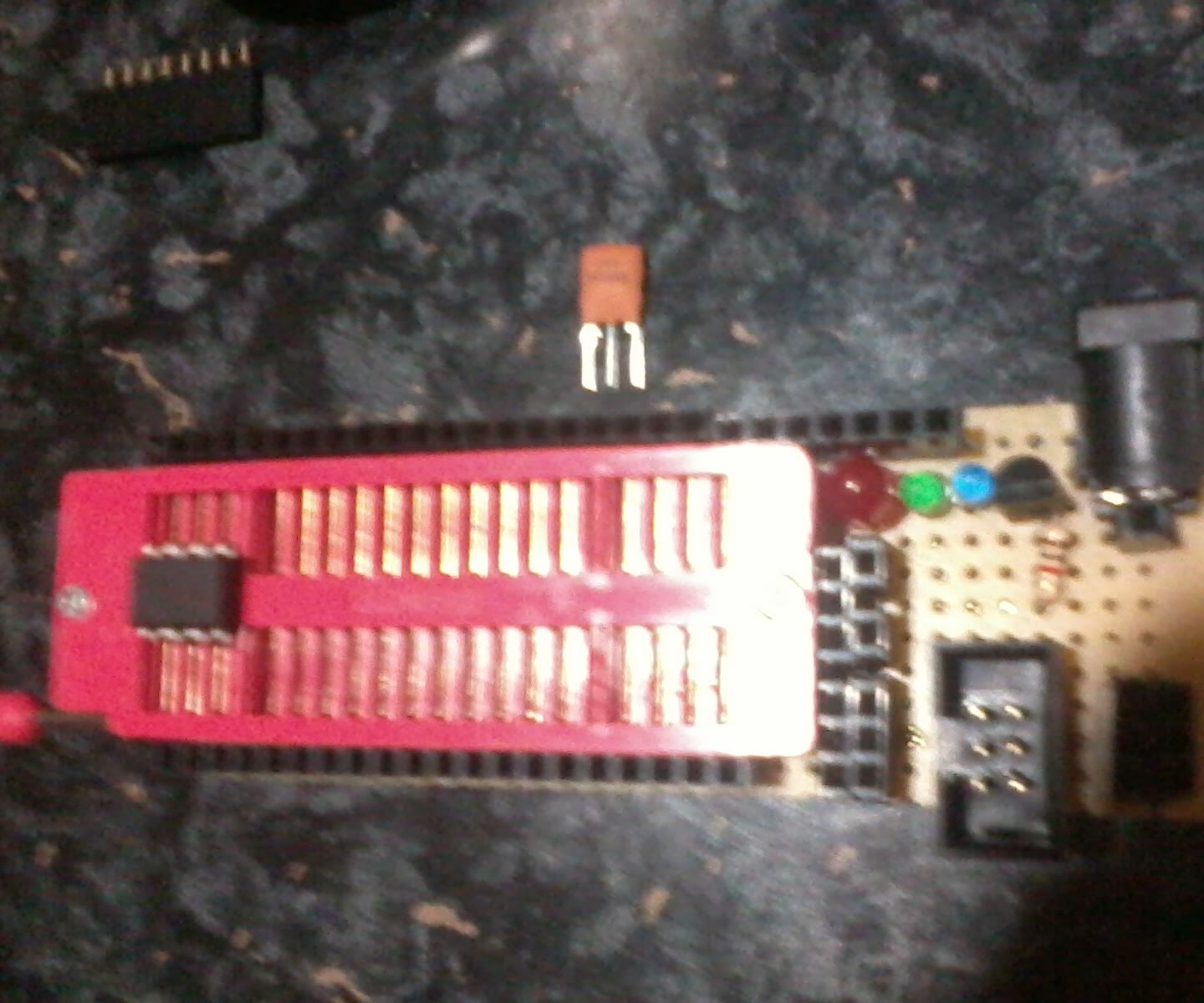 How to Make Your Own AVR Programming Station for Under 8 Bucks : 4 ...