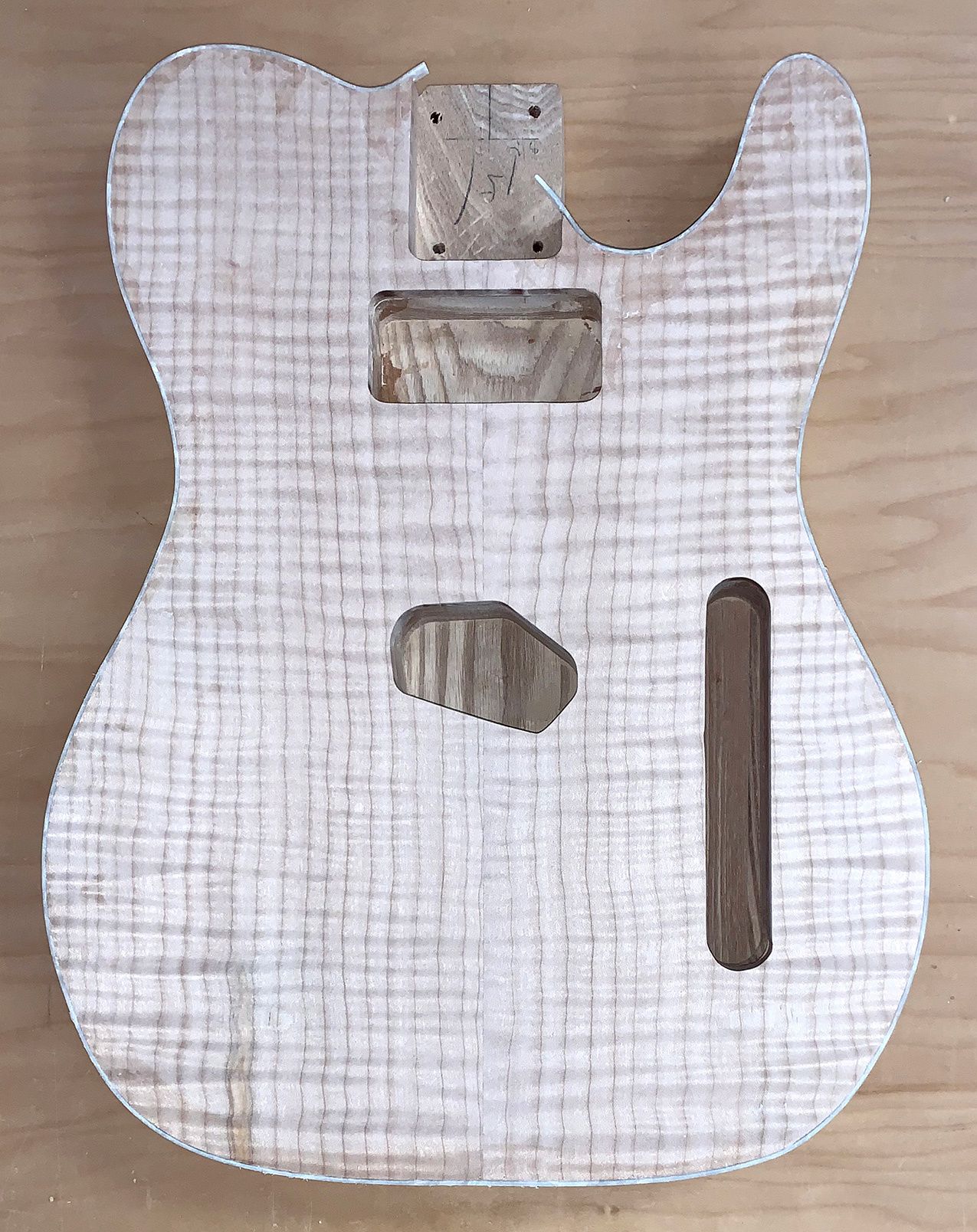 Make a Kit Guitar AMAZING! : 20 Steps (with Pictures) - Instructables