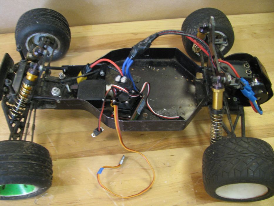 The Complete Guide to RC Electronics : 8 Steps (with Pictures ...