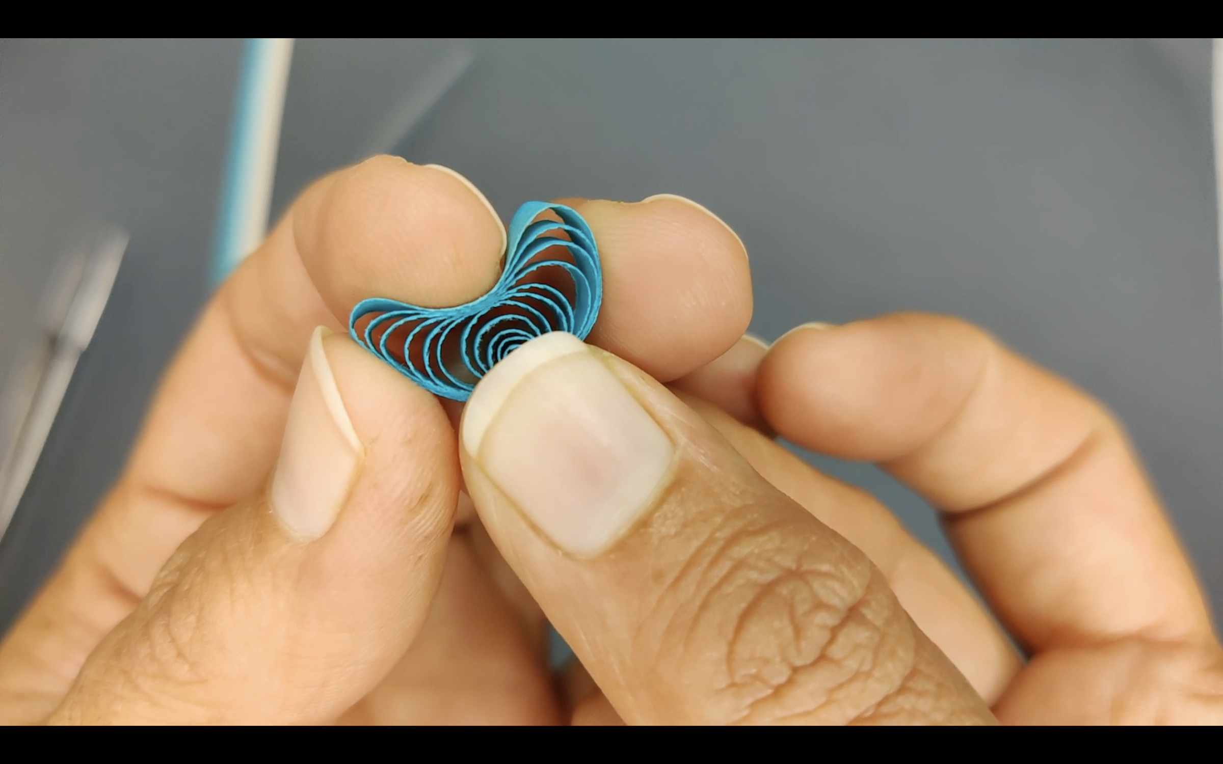 Paper Quilled Ornamental Dangler DIY : 13 Steps (with Pictures ...