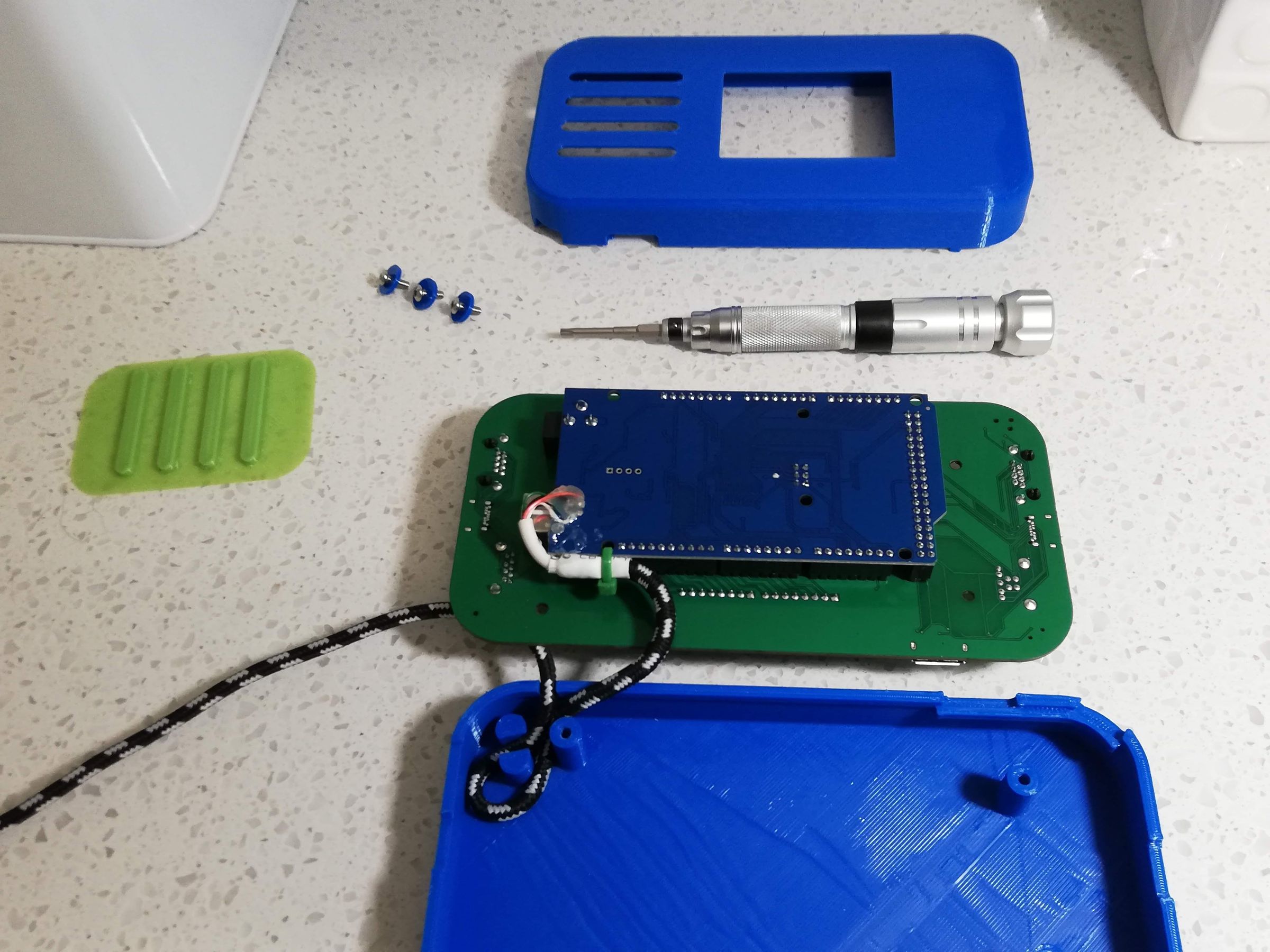 Touch Screen Cable Tracer / Cable Tester : 6 Steps (with Pictures ...