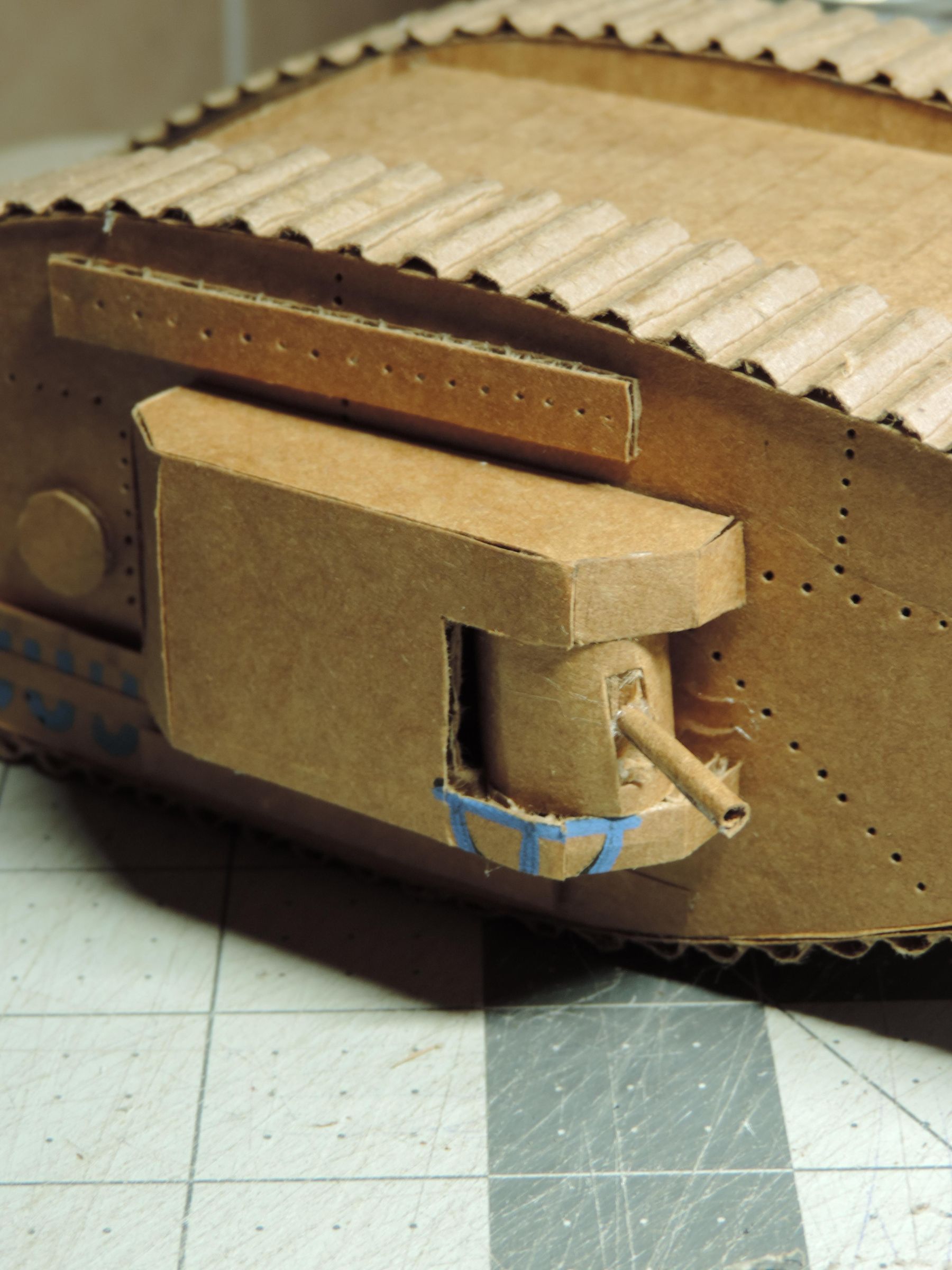 The ULTIMATE Cardboard Model Mark IV Tank With Army Men Figurines : 9 ...