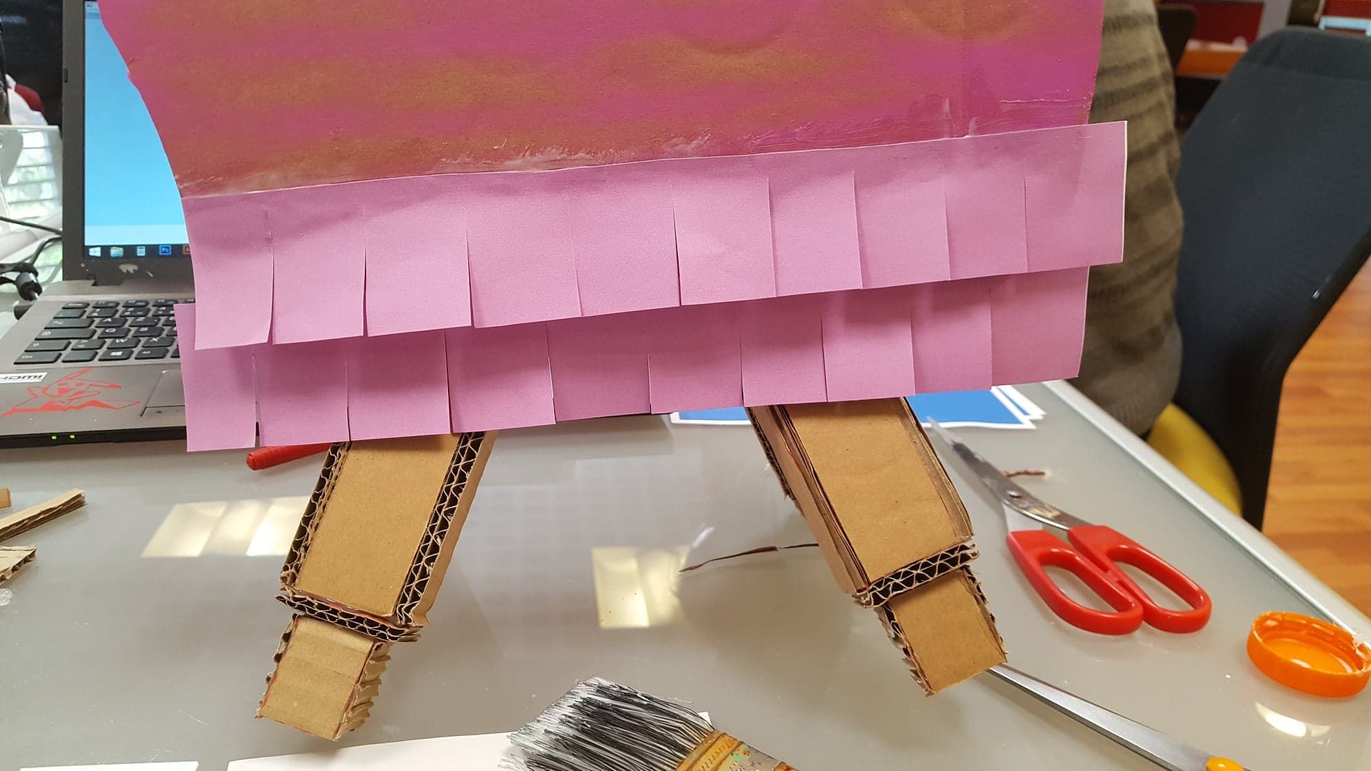 Cardboard Loot Llama Fortnite : 10 Steps (with Pictures) - Instructables