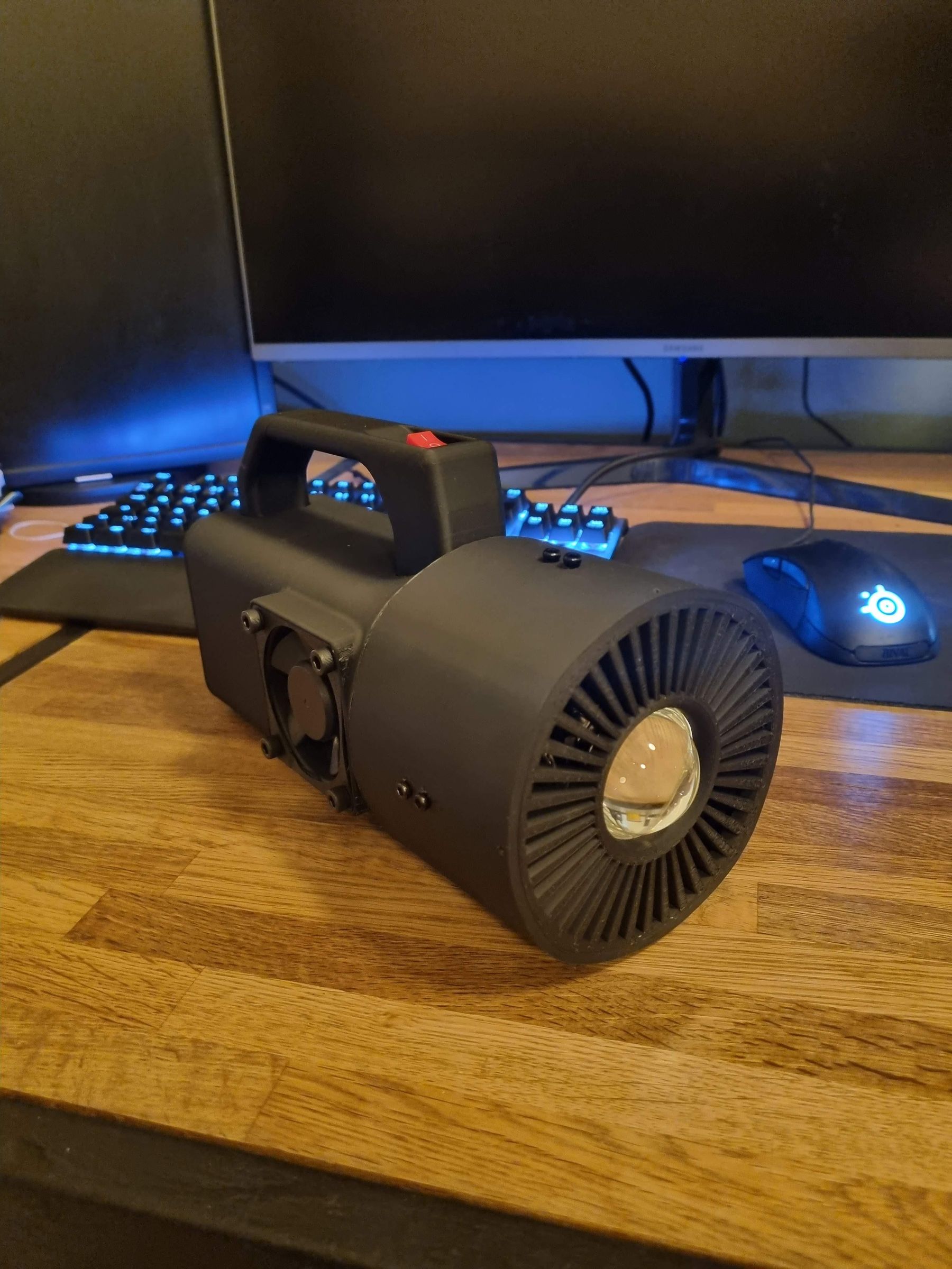 100w DIY 3d Printed Flashlight : 4 Steps - Instructables