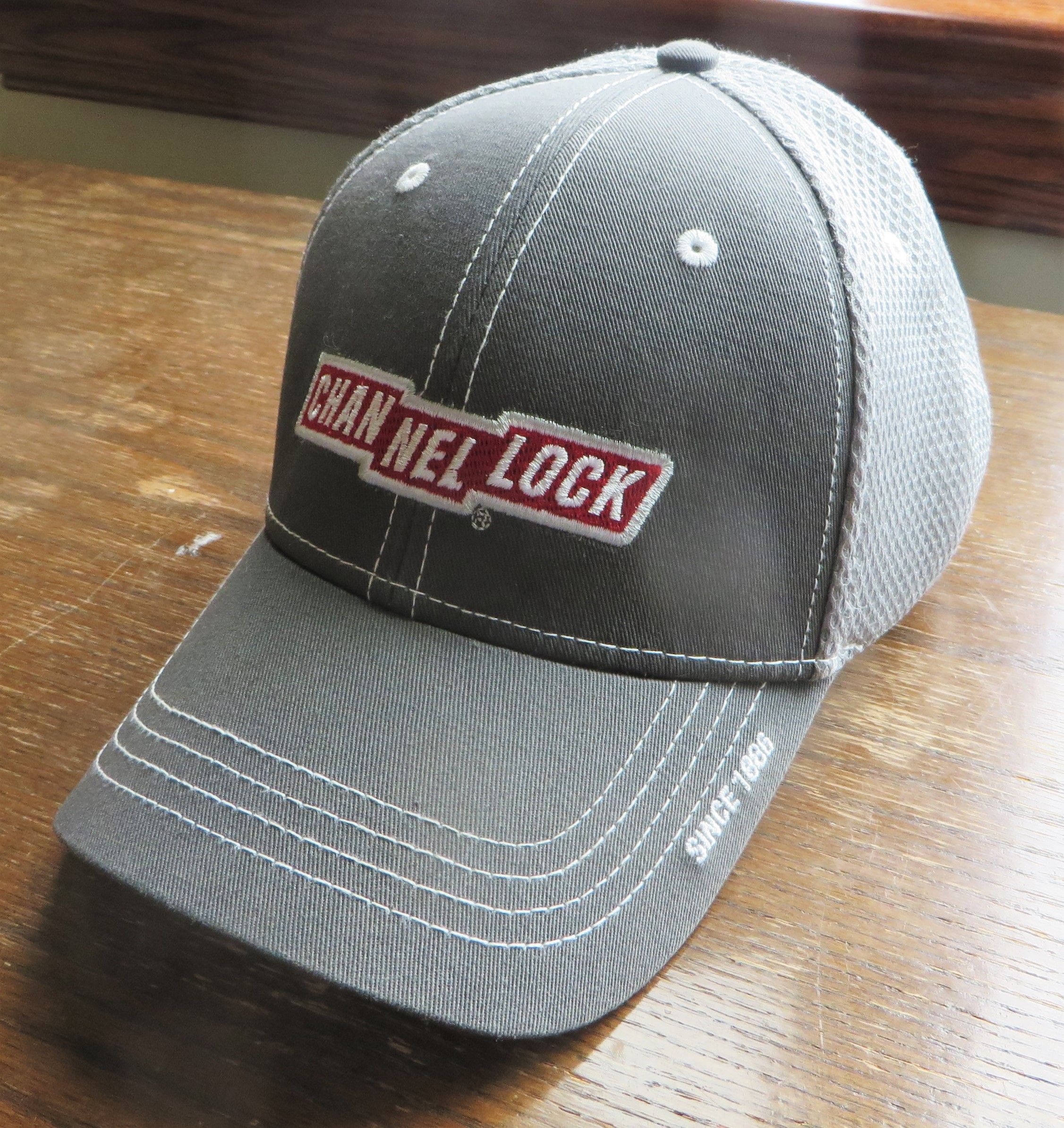 Cap With a Small Hidden Pocket in Which to Store Money : 3 Steps (with ...