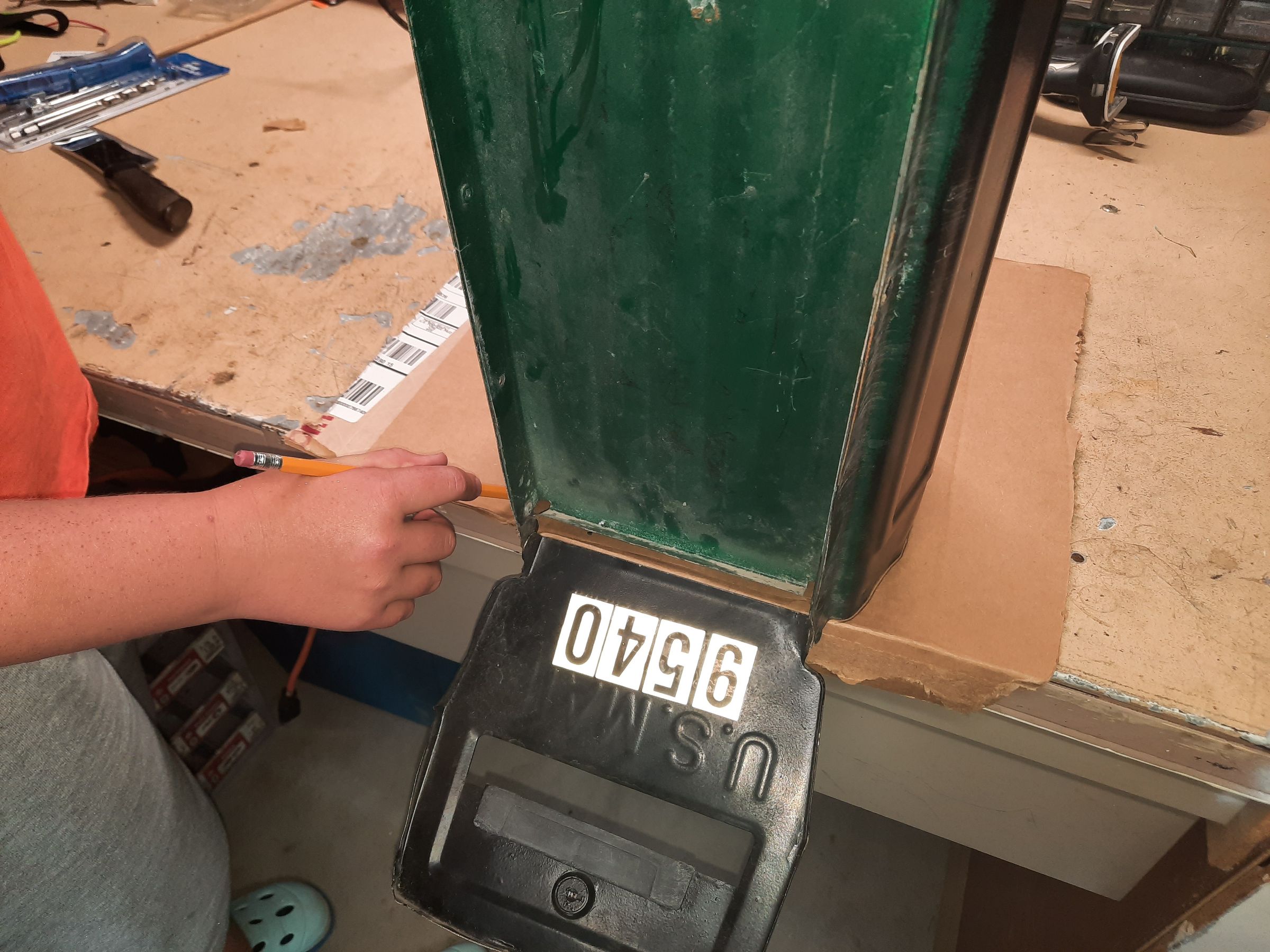 Arduino Powered Secret Mailbox Compartment : 6 Steps - Instructables