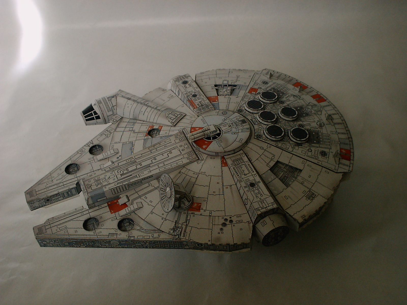 Papercraft (star Wars and Battlestar Galactica) : 5 Steps - Instructables