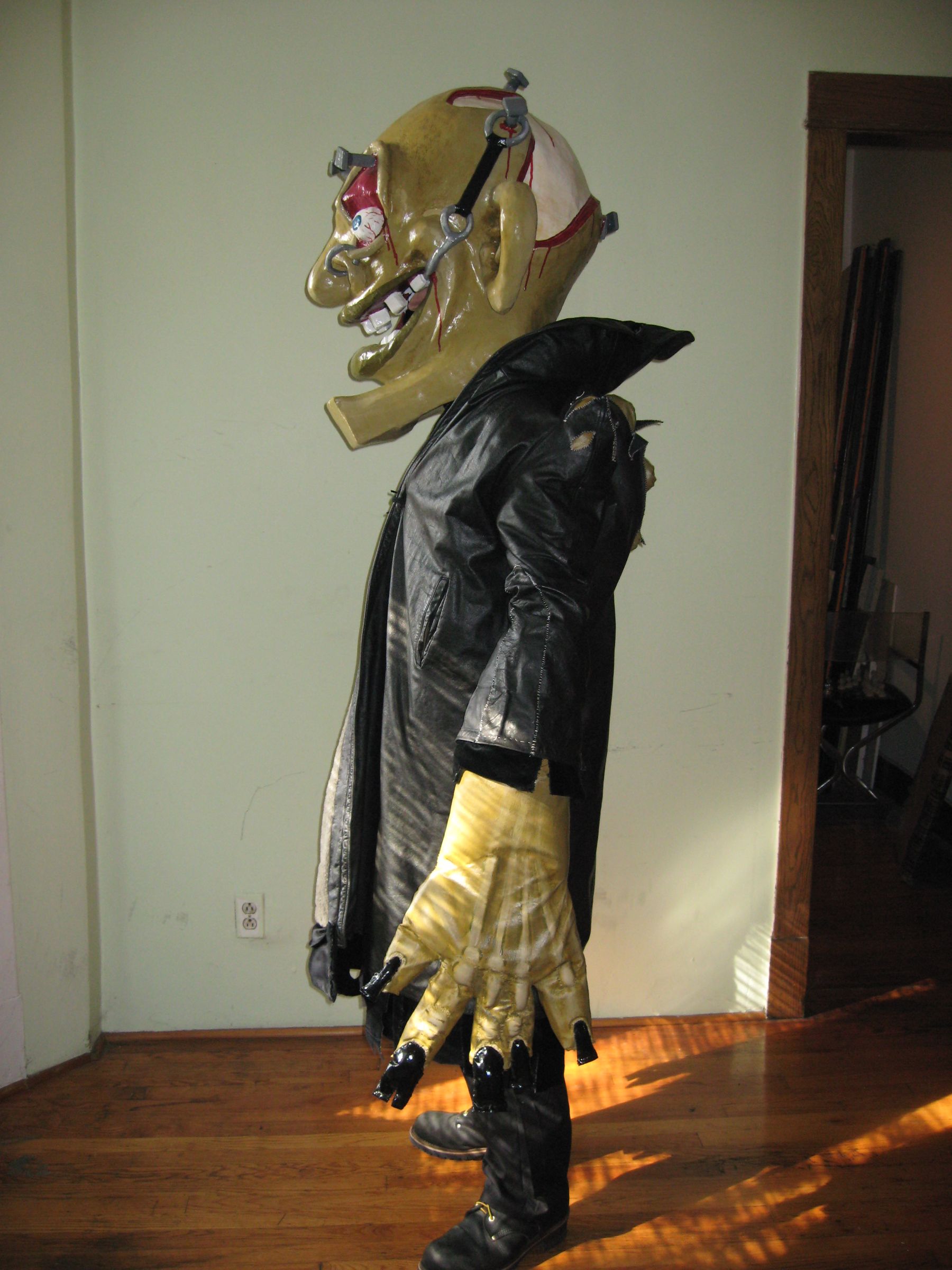 Giant Mask: Horror Head! : 12 Steps (with Pictures) - Instructables