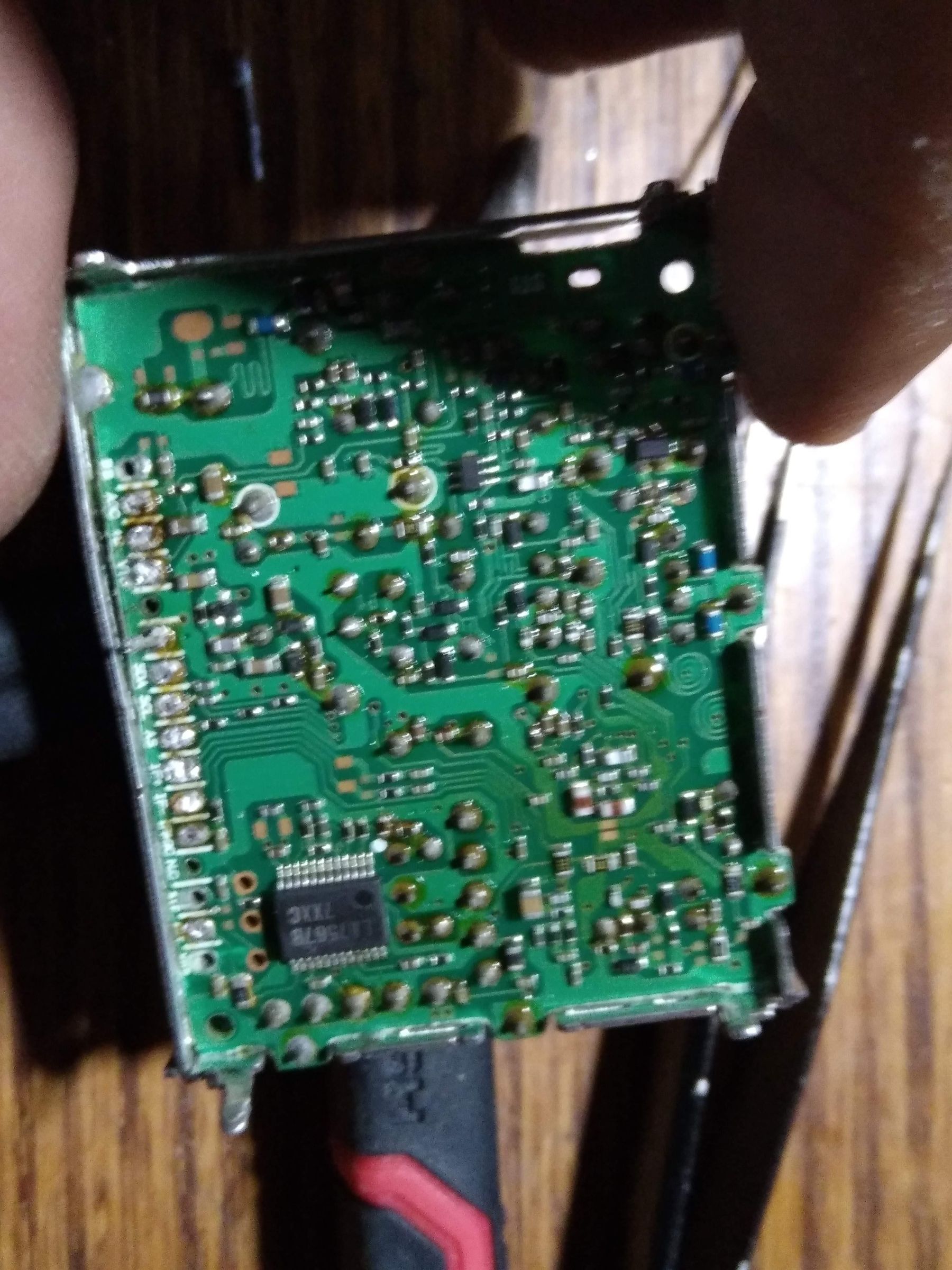Phase-Locked Loop (PLL) Synthesizer : 8 Steps (with Pictures ...