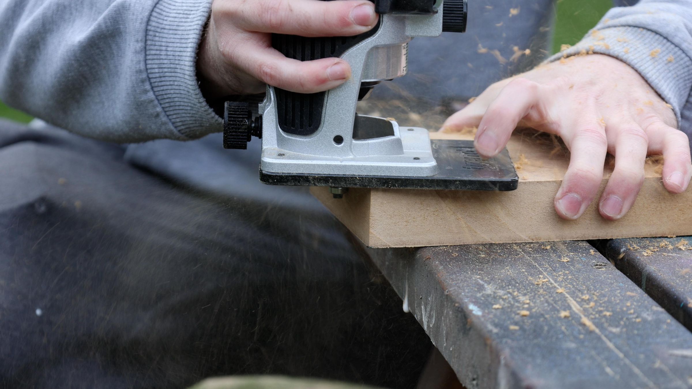 How to Make a Storage Shelf for a Desk - DIY Monitor Stand : 6 Steps ...