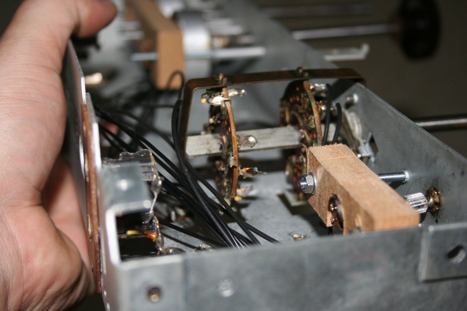 Old Radio Transformation : 10 Steps (with Pictures) - Instructables