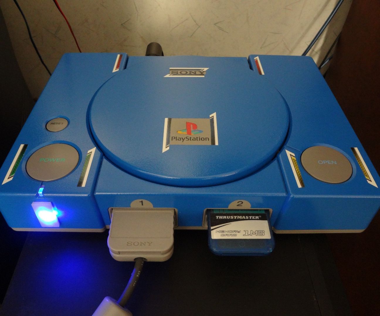 Playstation Paint & 2nd Led Mod : 5 Steps - Instructables