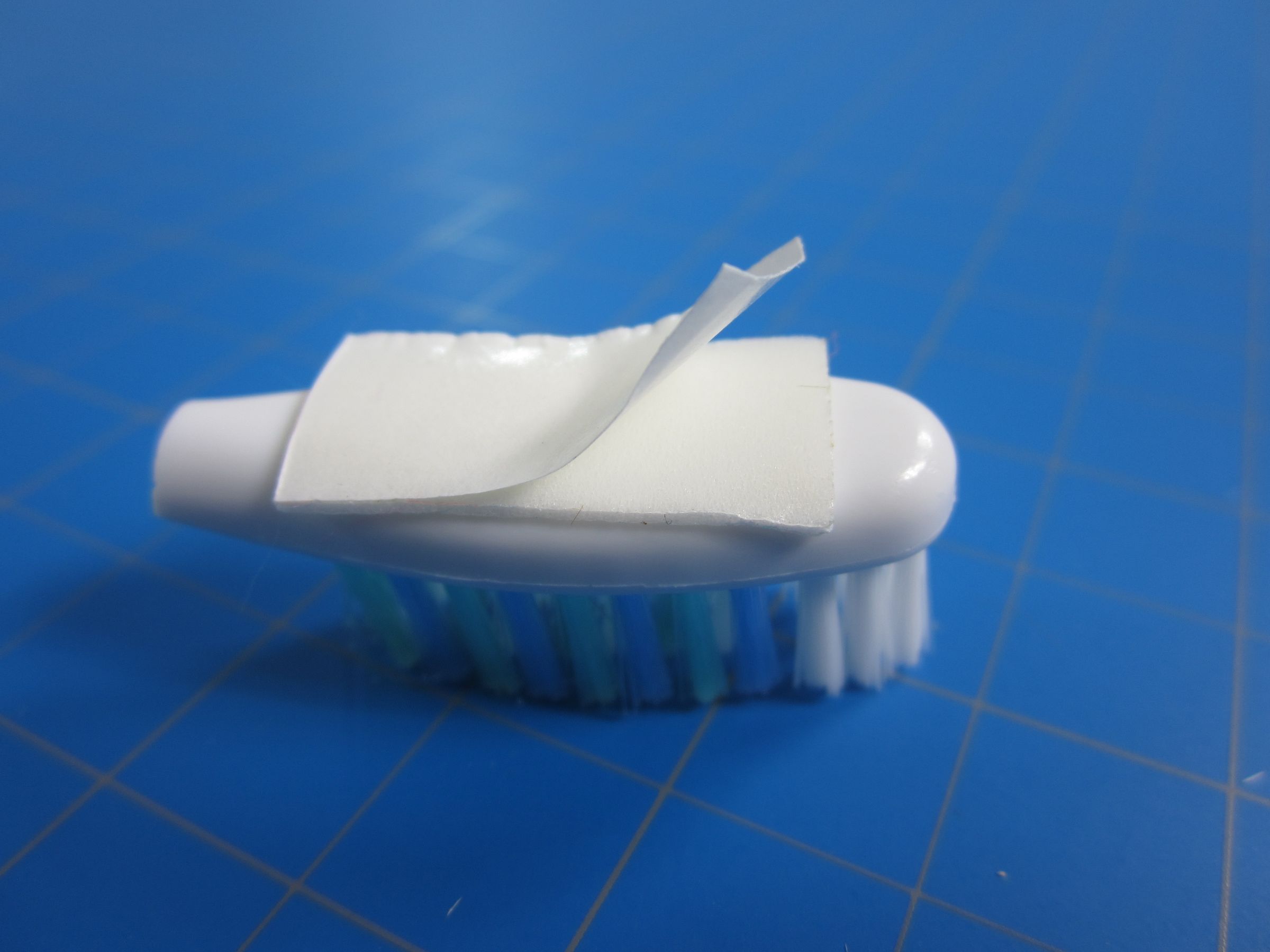 Bristlebot : 9 Steps - Instructables