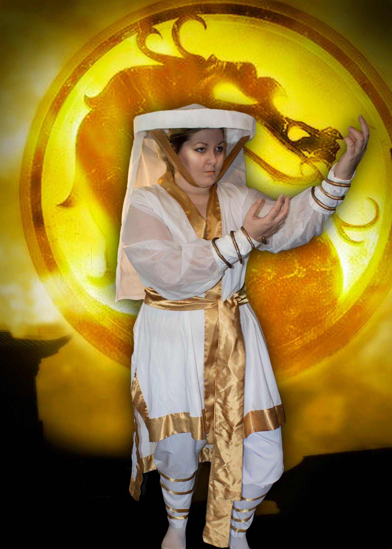 Ashrah Cosplay : 5 Steps - Instructables