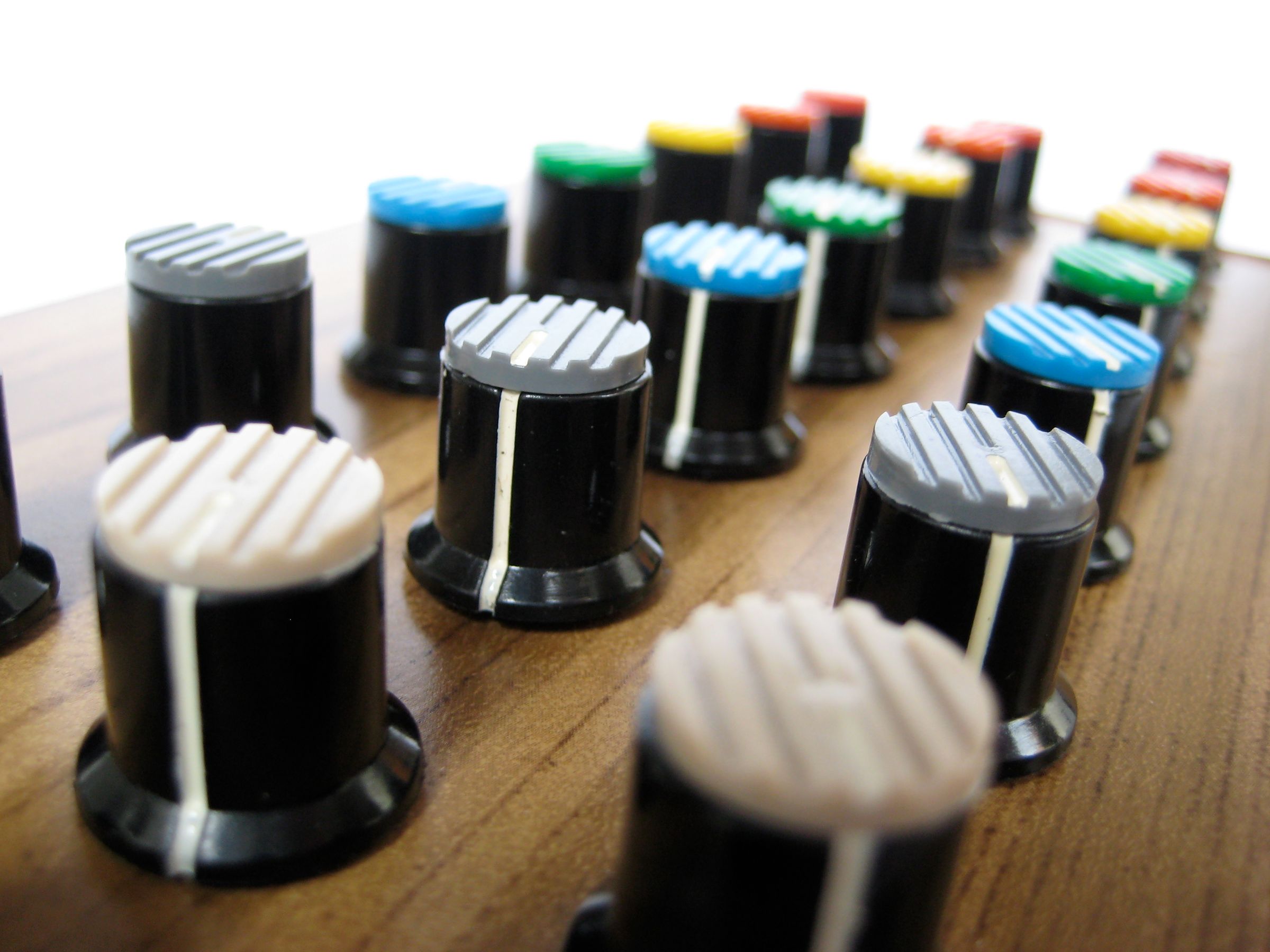 Simple Sequencer : 16 Steps (with Pictures) - Instructables