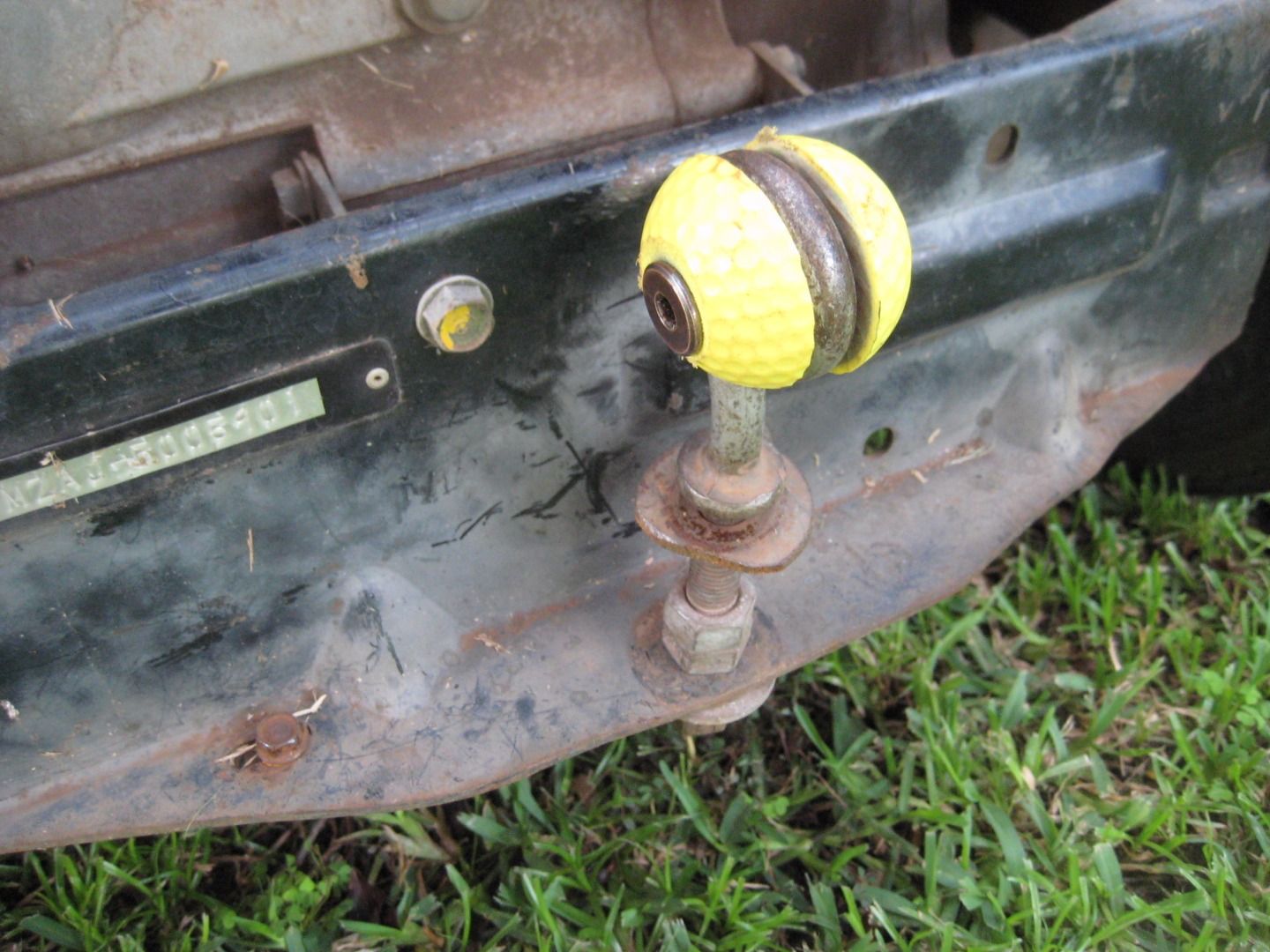 Golf Ball Trailer Hitch for Riding Lawnmowers/Lawn Tractors/ Garden ...