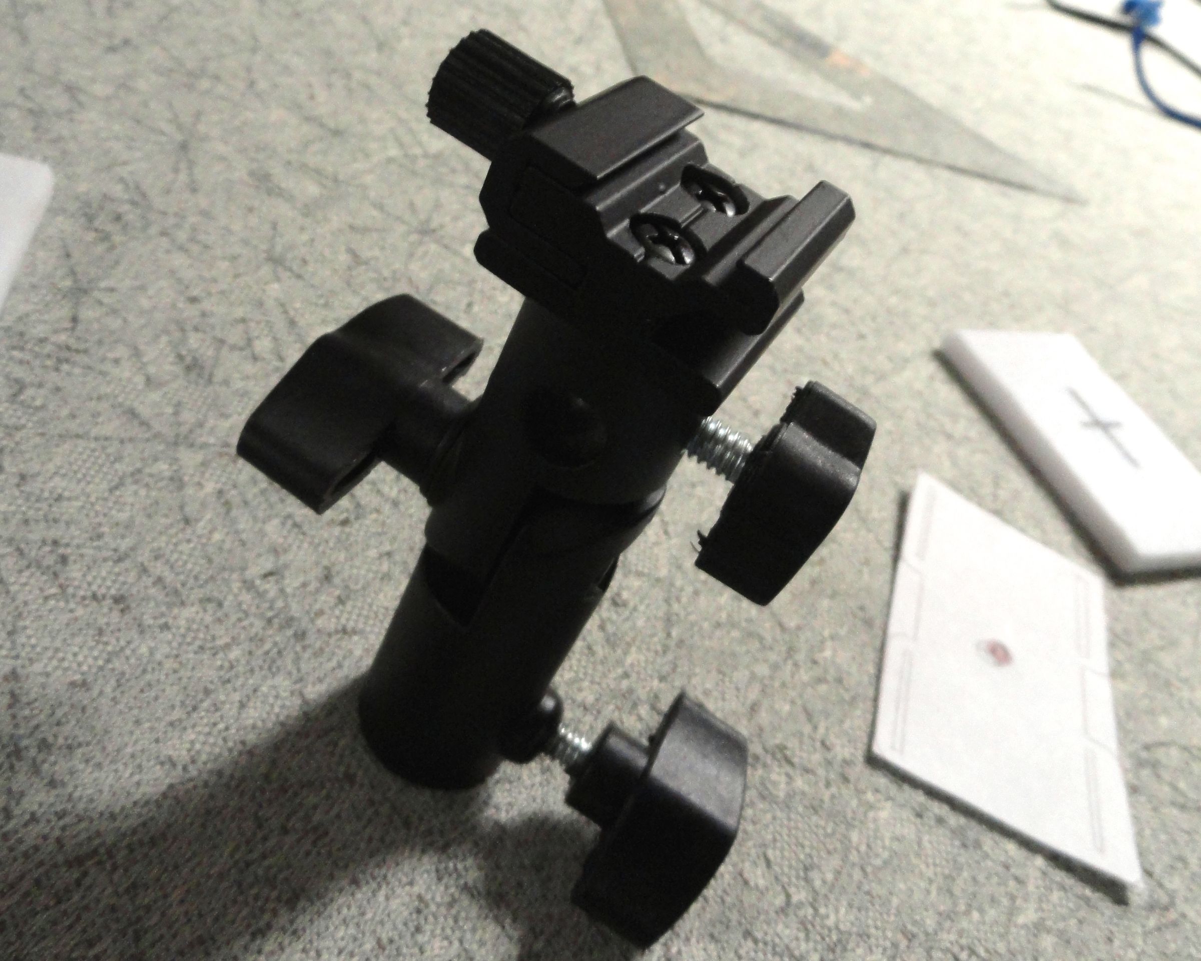 Velcro Flash Mount : 6 Steps - Instructables