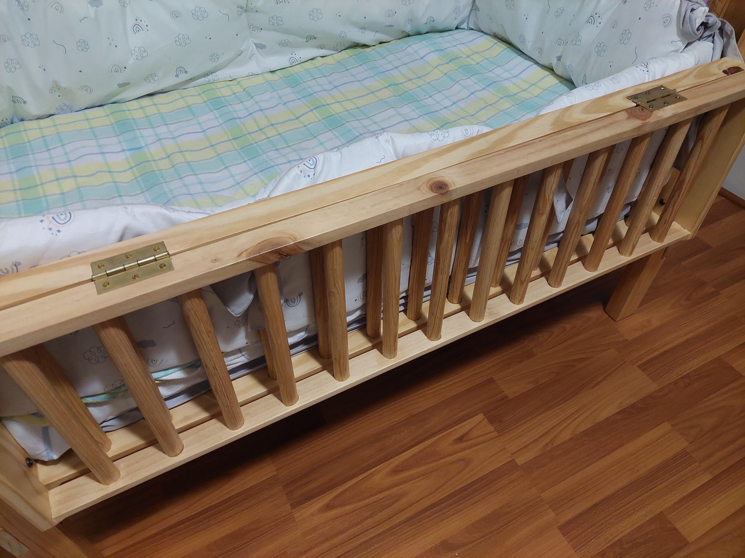 DIY Baby Crib : 8 Steps - Instructables
