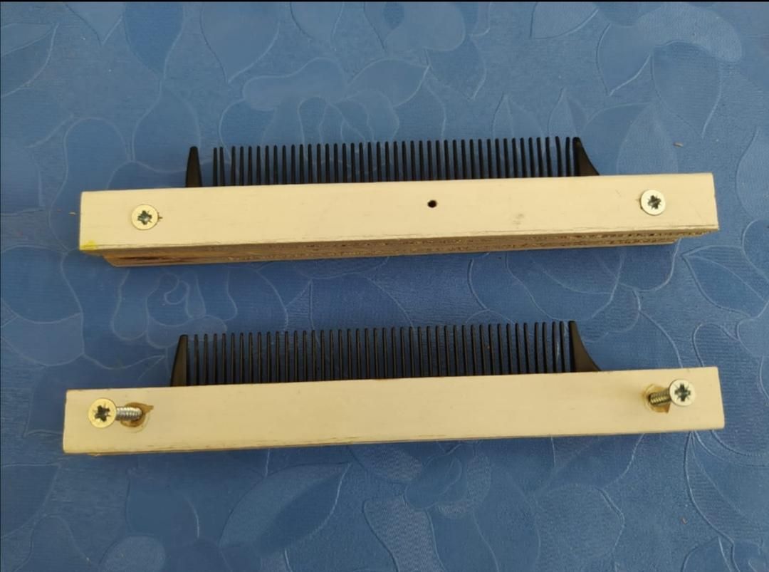 Loom With Combs : 10 Steps (with Pictures) - Instructables