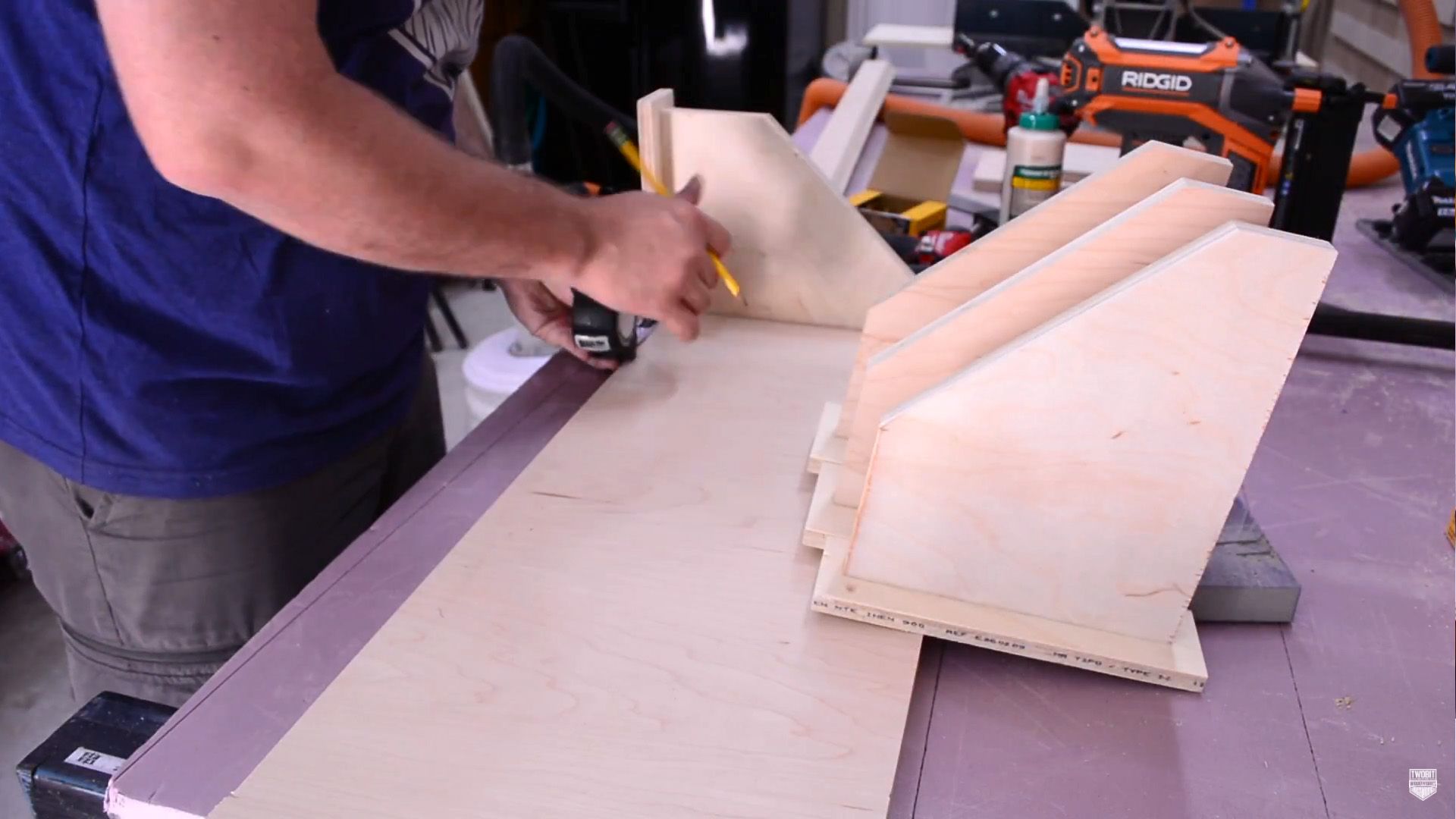 French Cleat Wall With Clamp Racks | How to Build - Woodworking : 28 ...