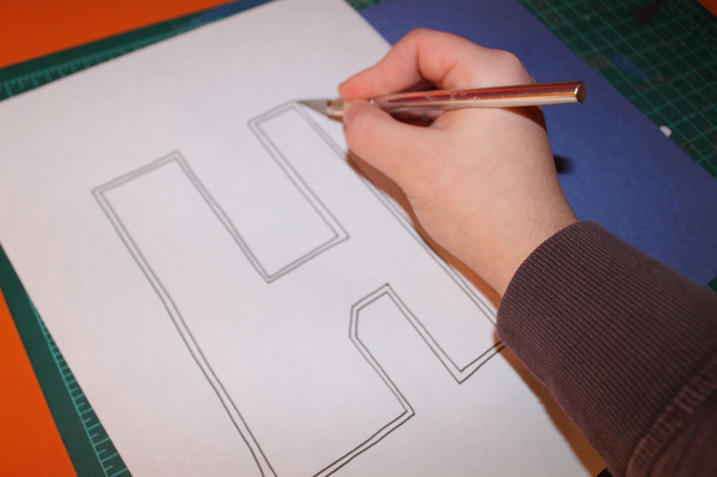 Construction Paper Cartoon Character Banner : 11 Steps - Instructables