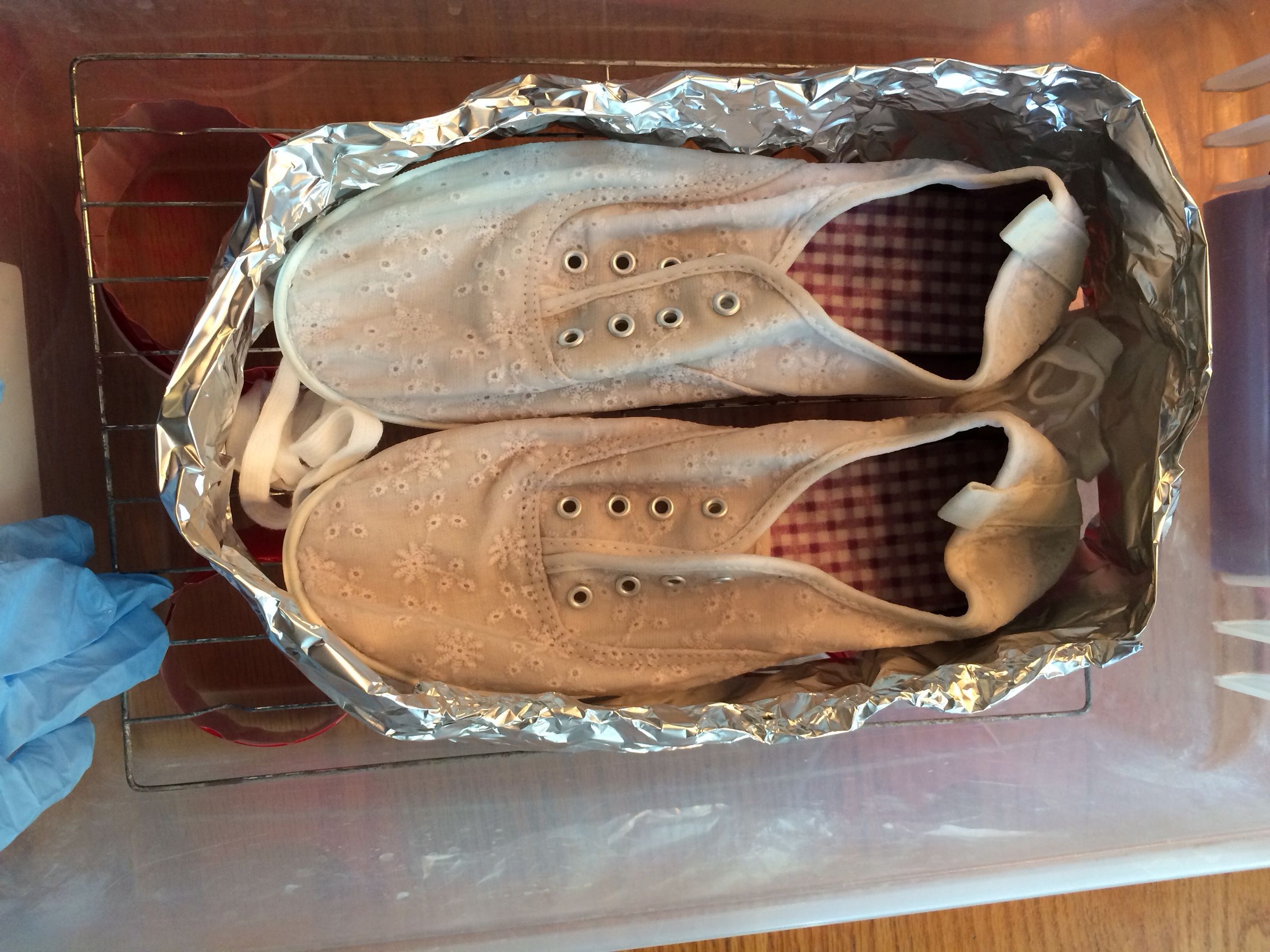 Fun Ice Dyed Shoes : 6 Steps (with Pictures) - Instructables