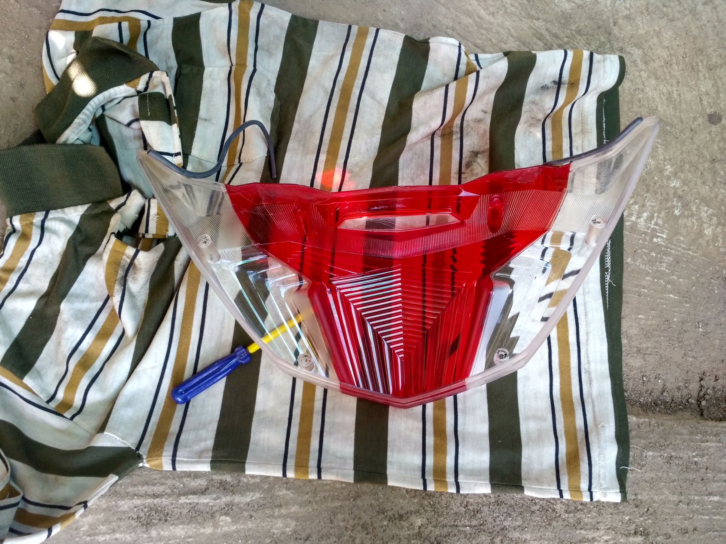 2012 Honda Dio Tail Lamp Replacement - Instructables