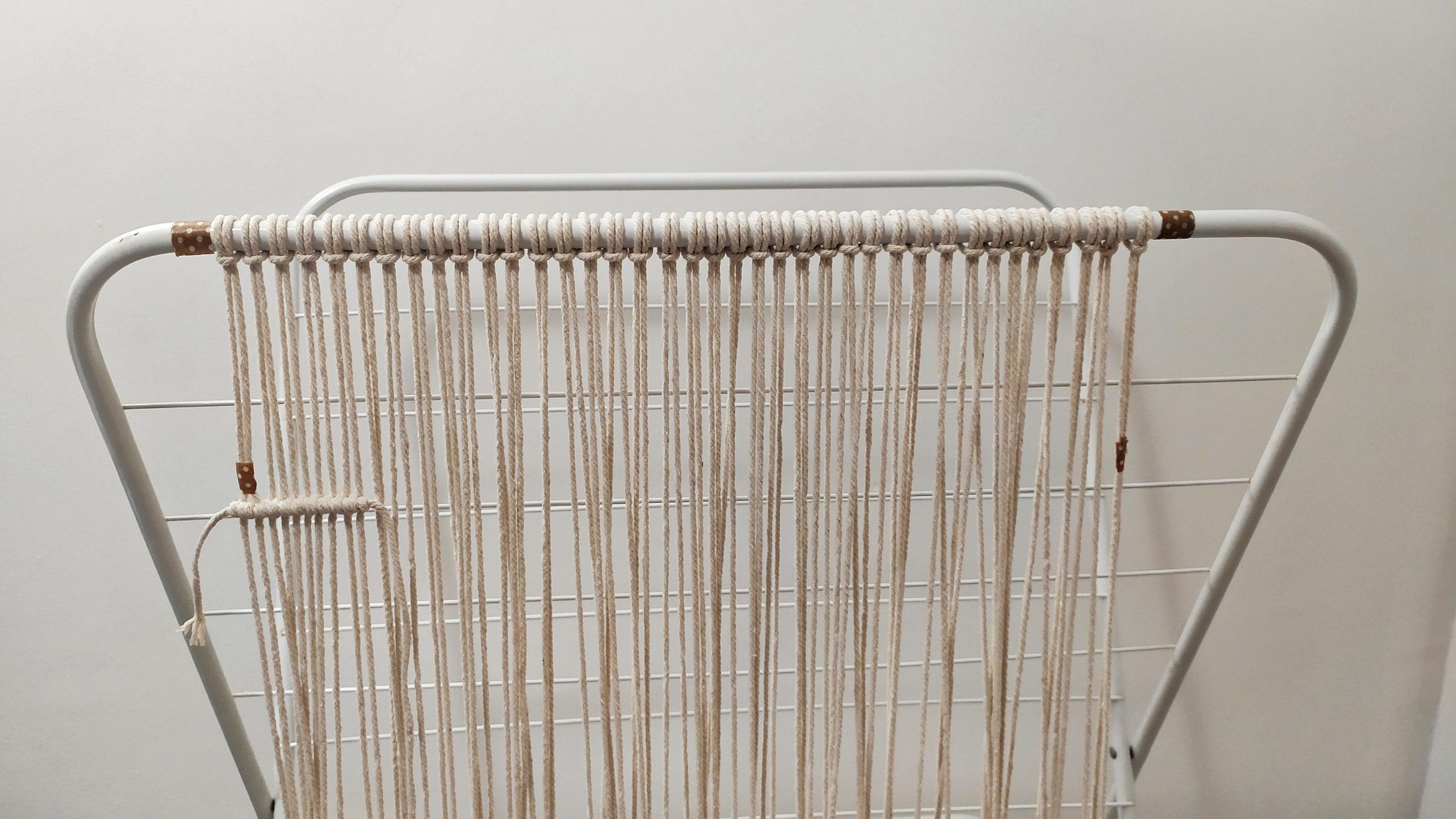 How to Make a Bohemian Macrame Rug : 14 Steps (with Pictures ...