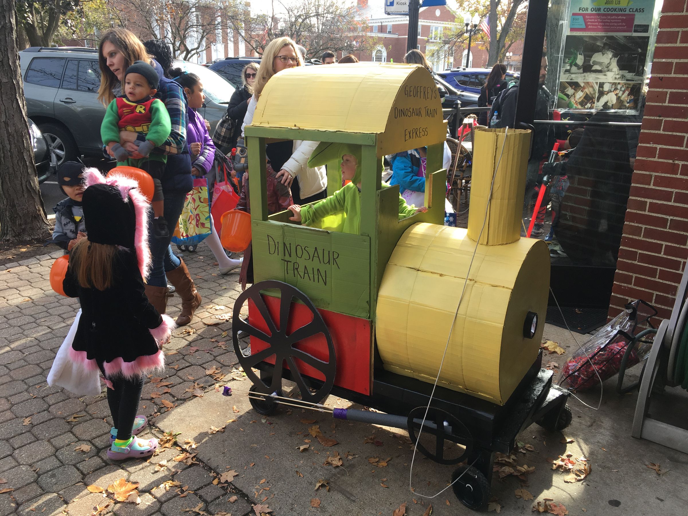 Halloween Train : 10 Steps (with Pictures) - Instructables