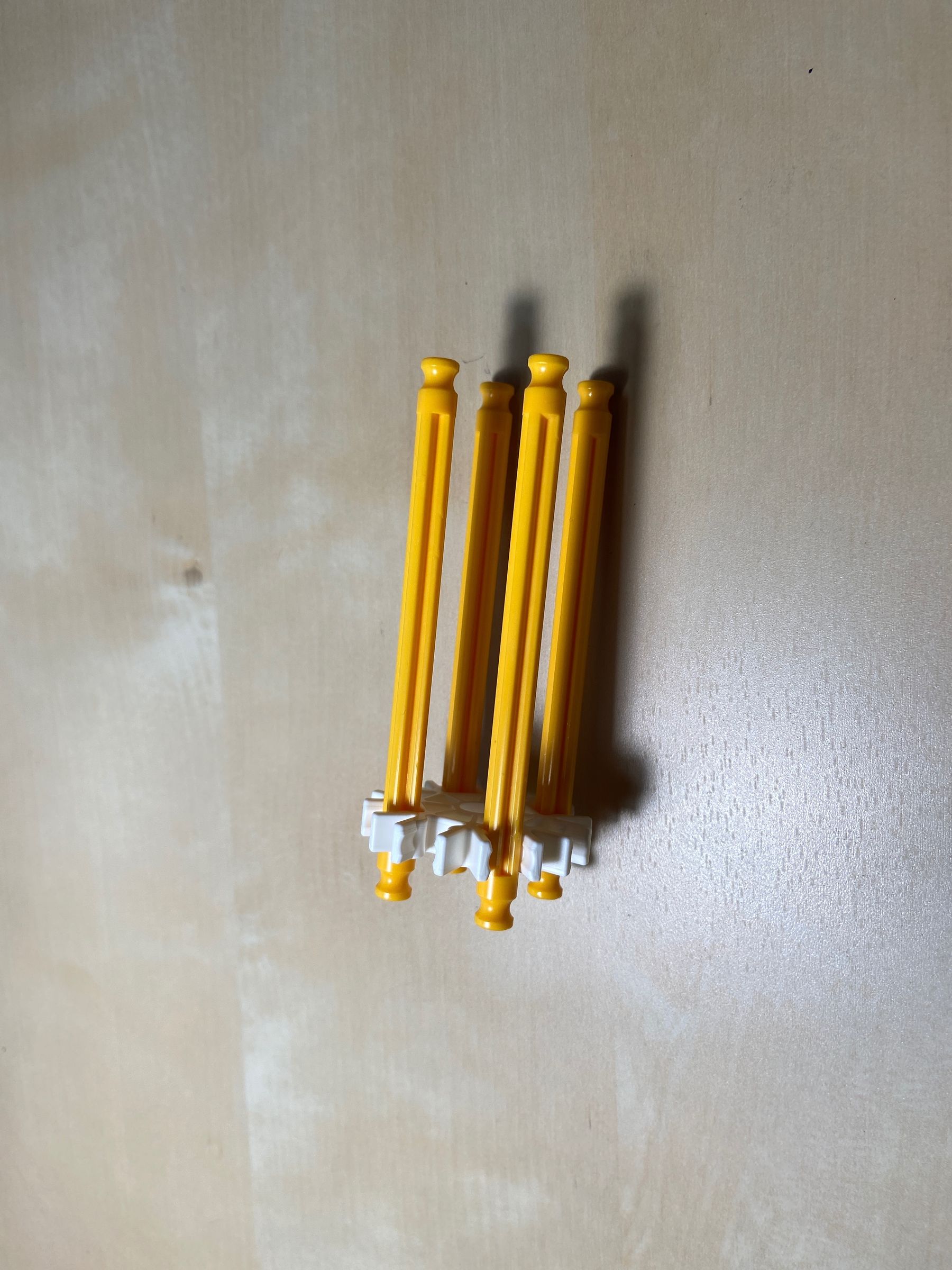 Easy Knex Exploding Throwable Bomb : 4 Steps - Instructables