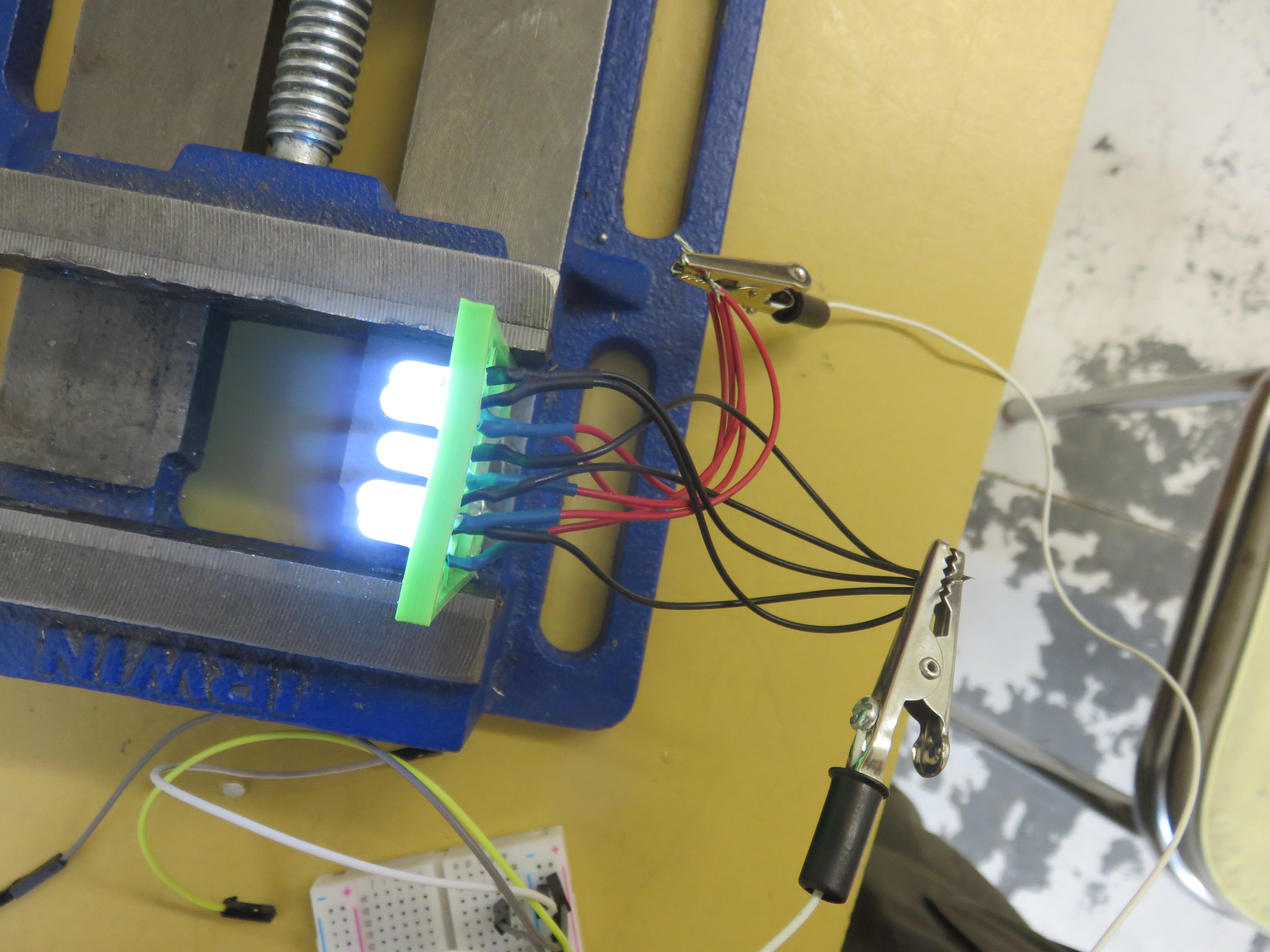 Add Camera and Lights to a Bluebird Nesting Box : 7 Steps - Instructables