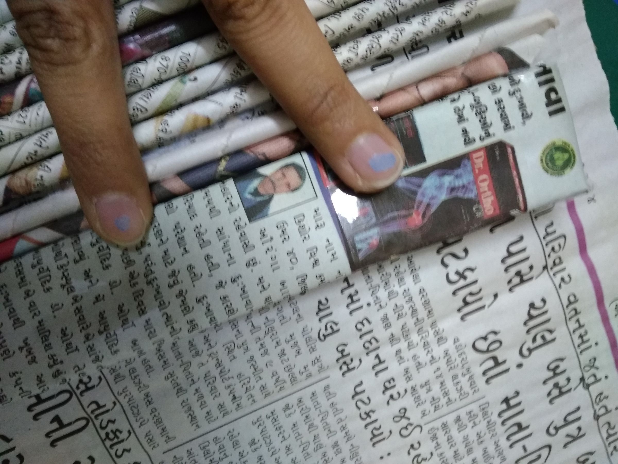 Paper Wearable Art From Newspaper - Instructables