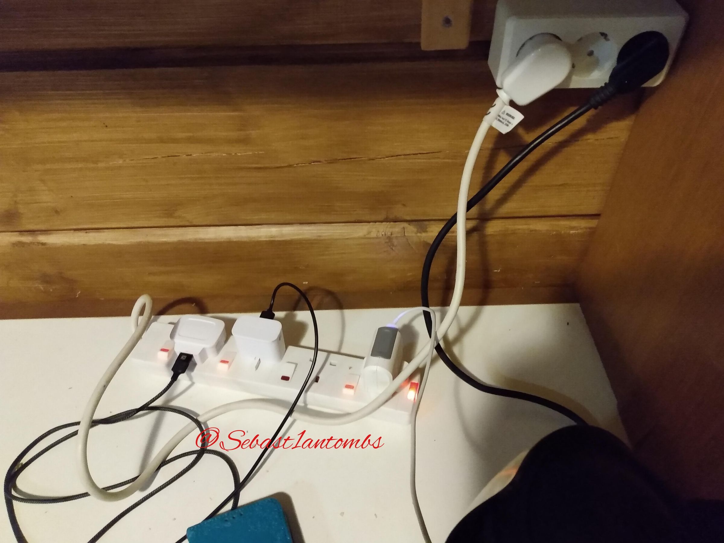 UK/European Extension Cable : 3 Steps - Instructables