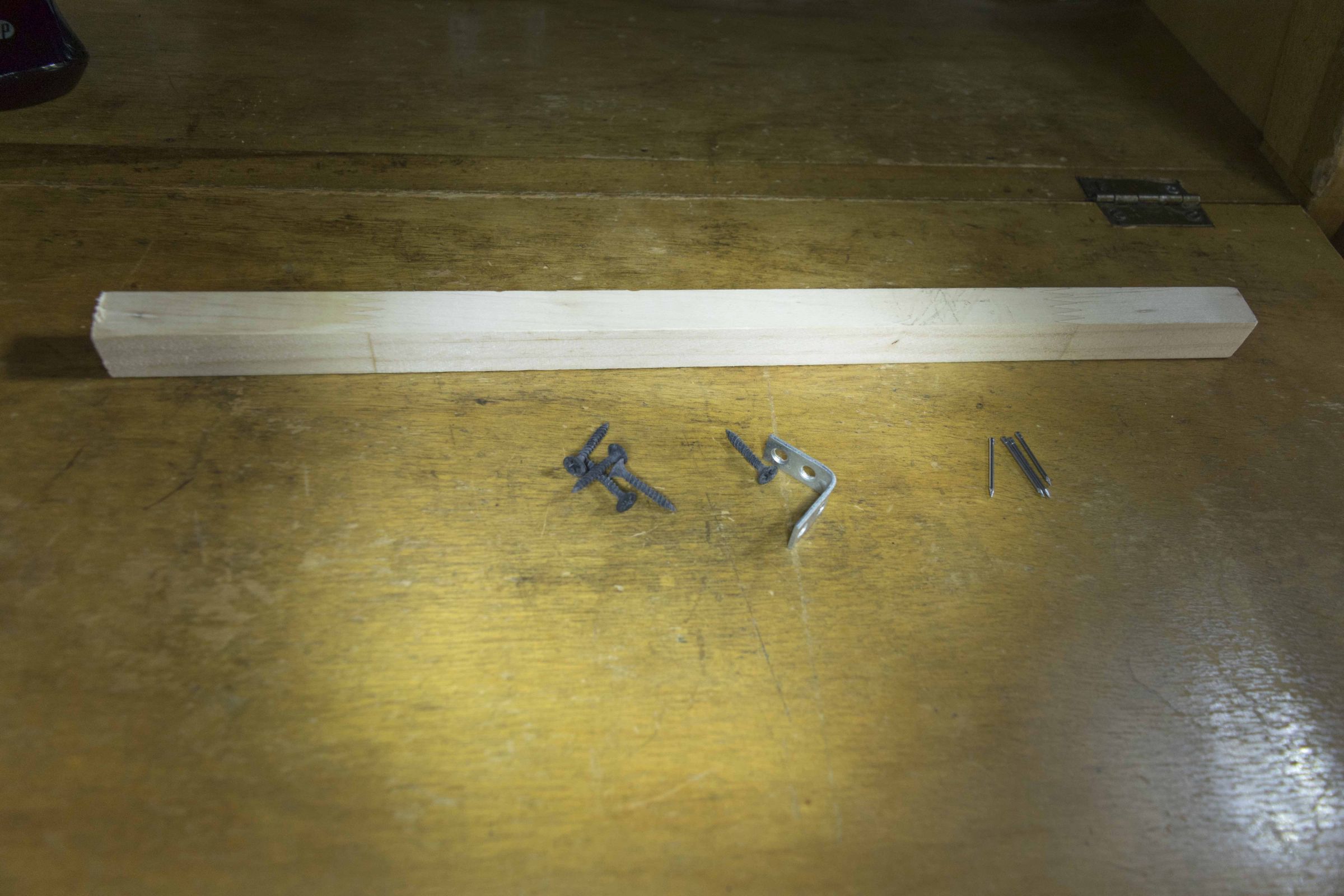 Wood Third Hand : 5 Steps - Instructables