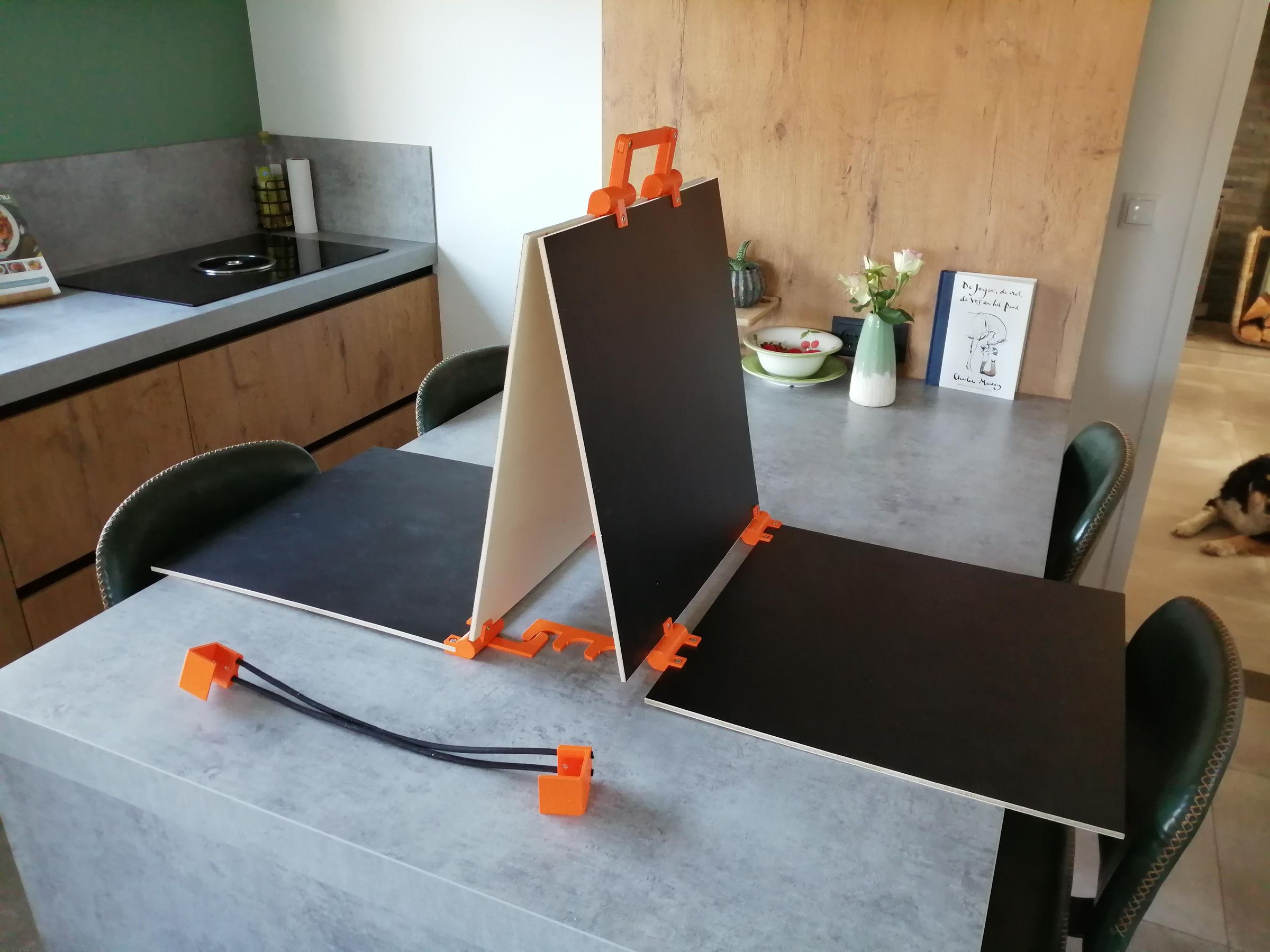 Opvouwbaar Krijtbord / Foldable Blackboard / Chalkboard : 5 Steps (with ...