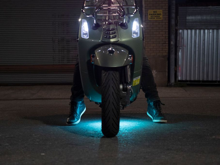 How to Install LEDs Under a Scooter (with Bluetooth) : 5 Steps (with ...
