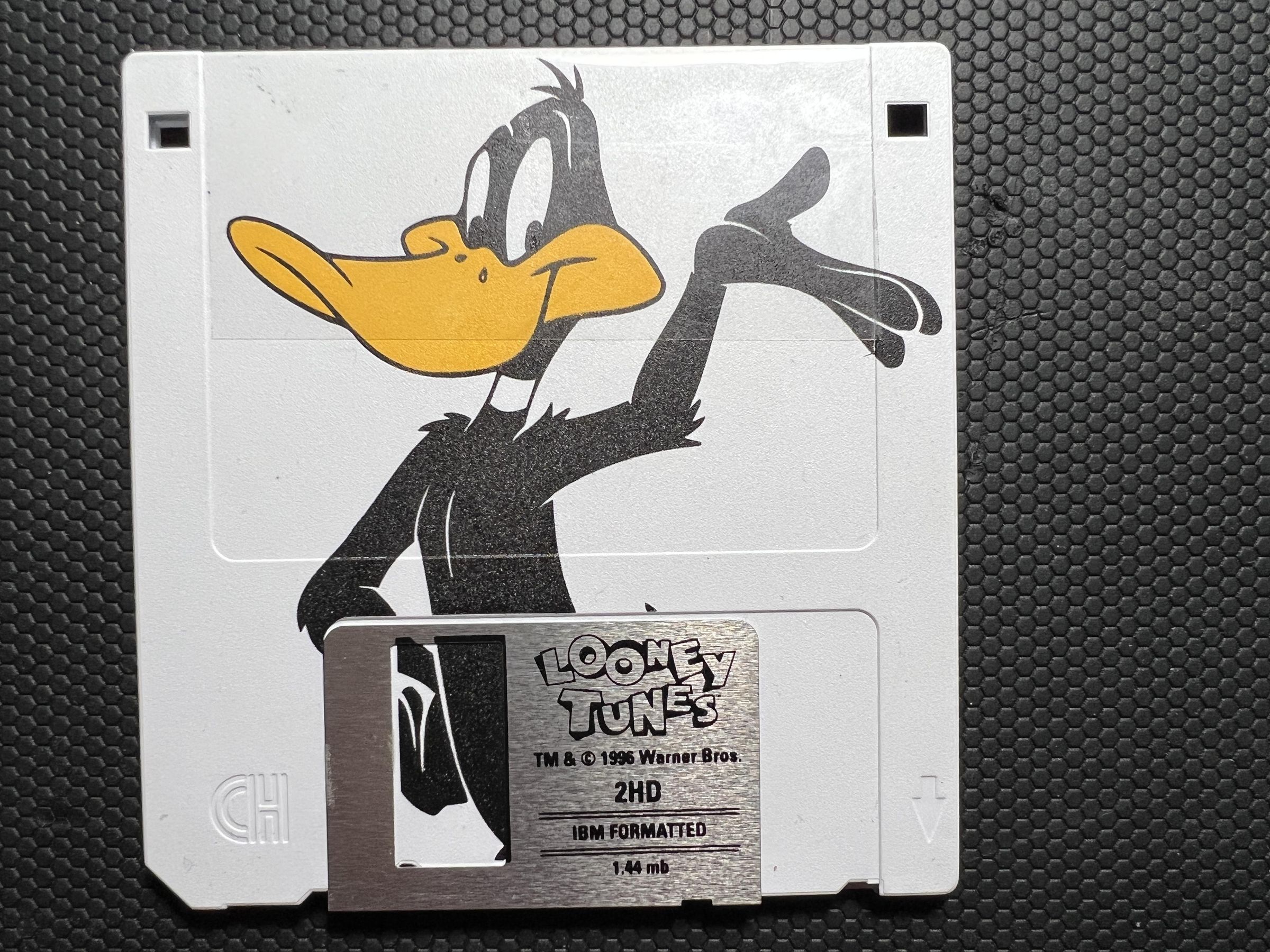 The 512GB Floppy Disk - Micro SD Storage : 7 Steps (with Pictures ...