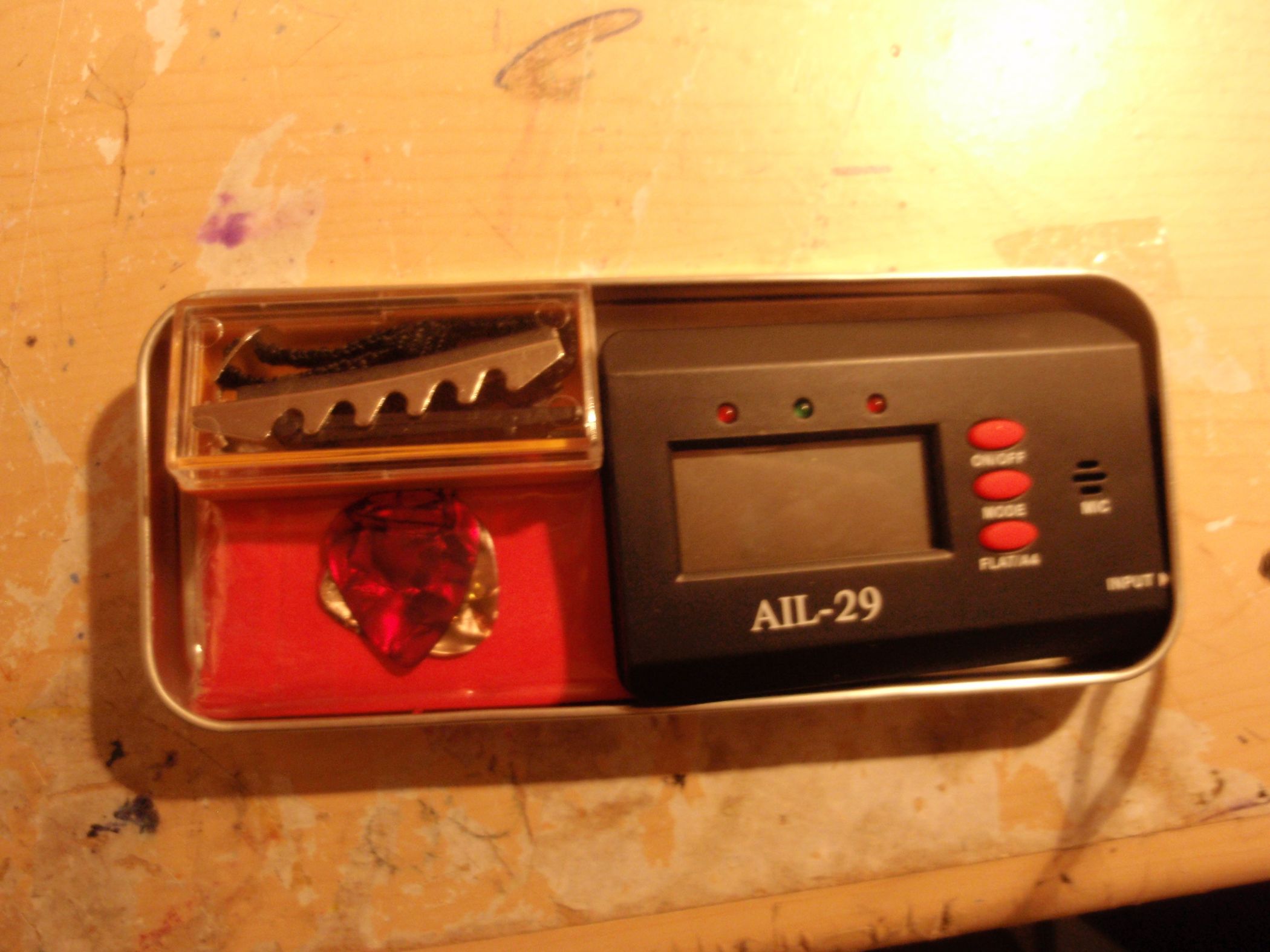 Victorinox Tin Guitar Kit : 4 Steps - Instructables