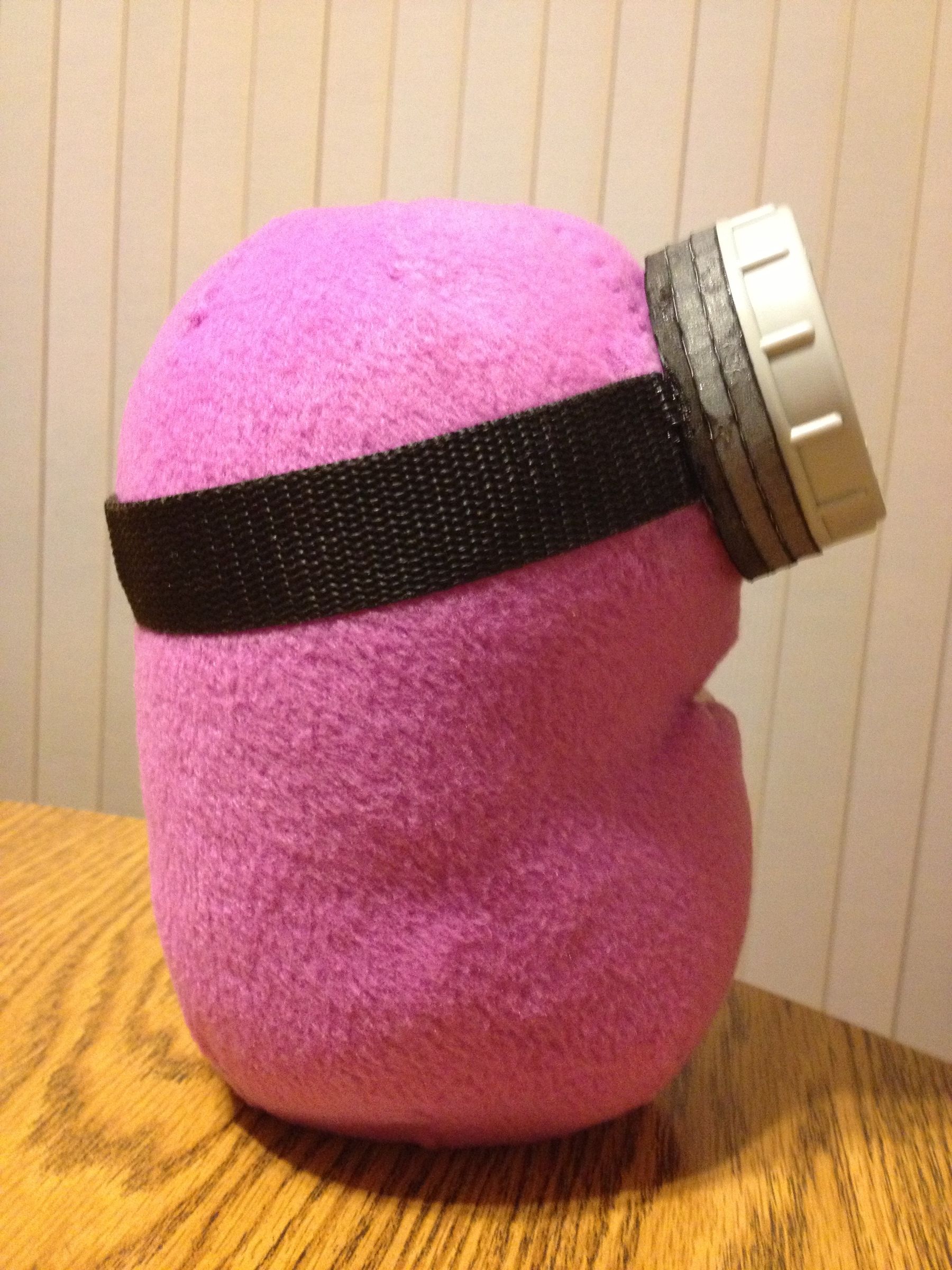Custom Made Purple Minion Puppet : 14 Steps (with Pictures) - Instructables