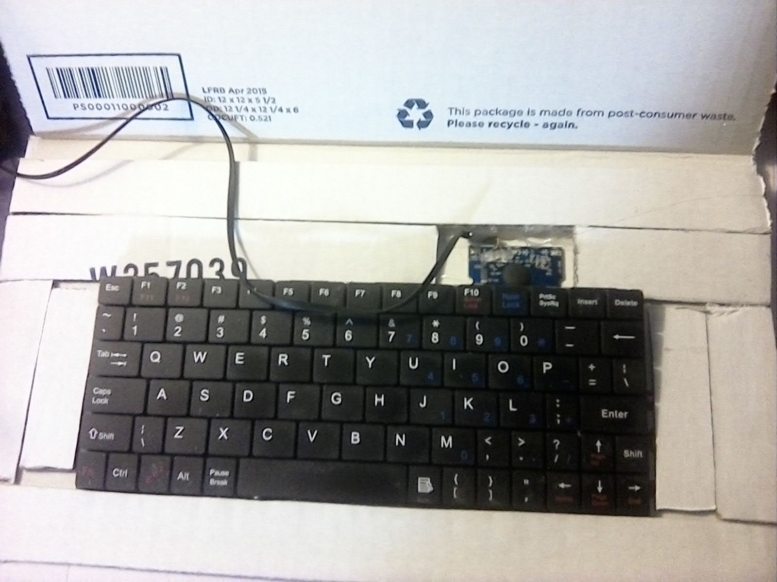 Tablet Stand From Cardboard Box and Reused Keyboard : 6 Steps ...