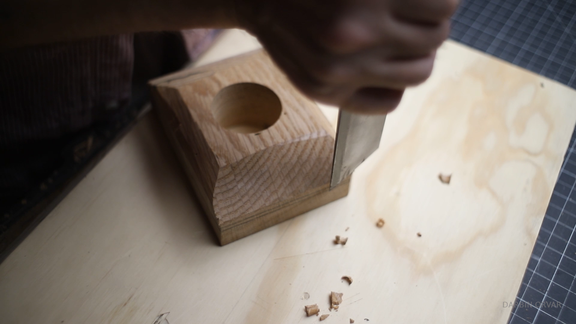 Classic Oak Book Press W/Dovetails : 16 Steps (with Pictures ...