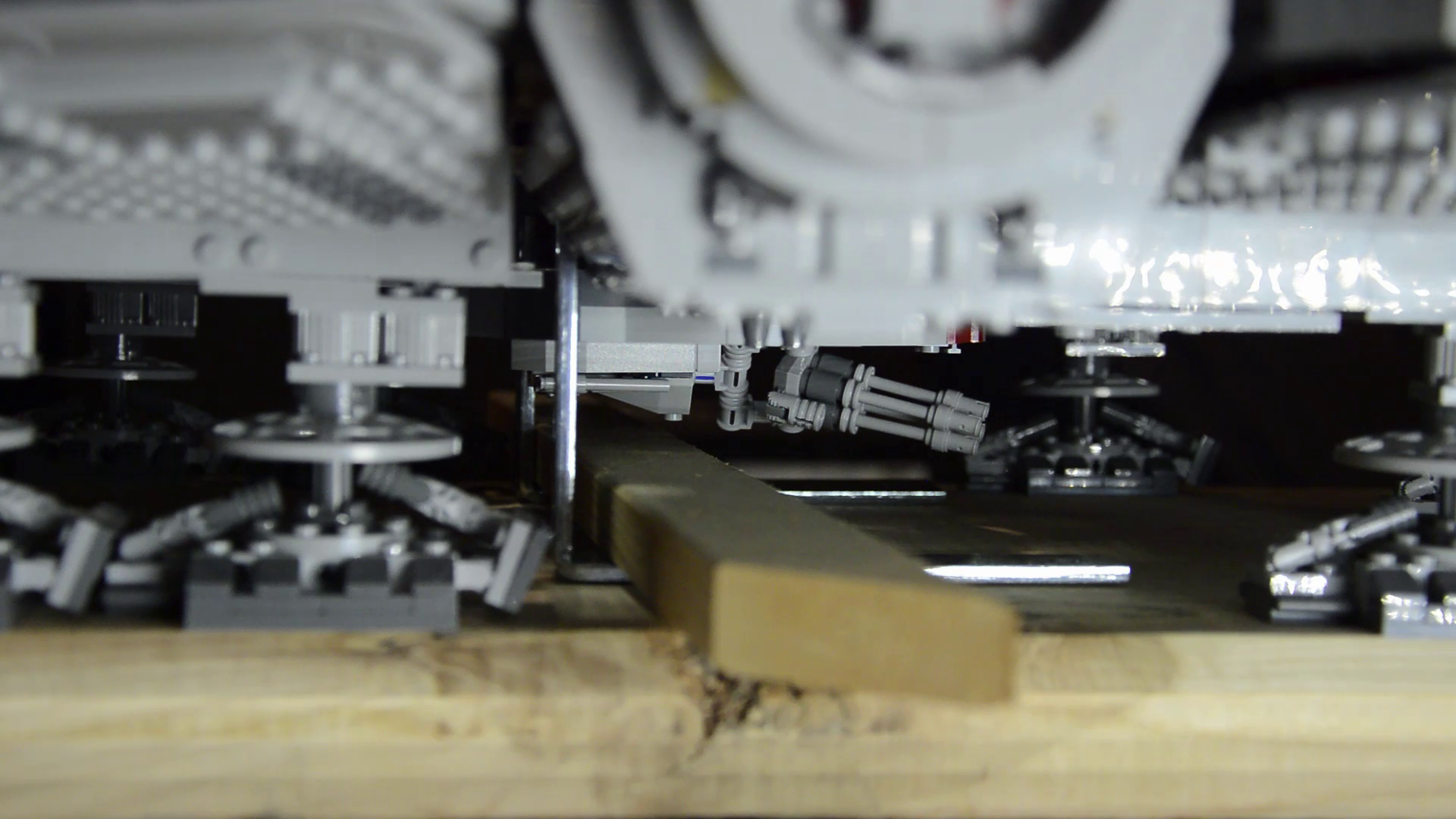 UCS Millennium Falcon Wall Mount : 14 Steps (with Pictures) - Instructables