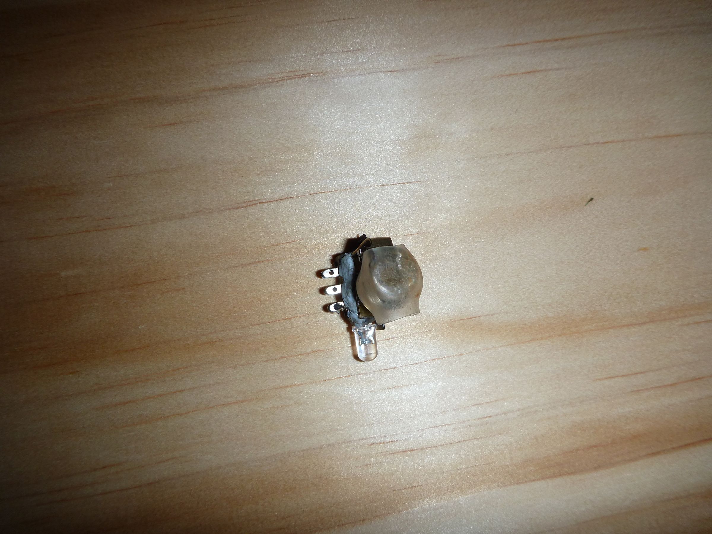 Simple LED Torch! : 3 Steps - Instructables